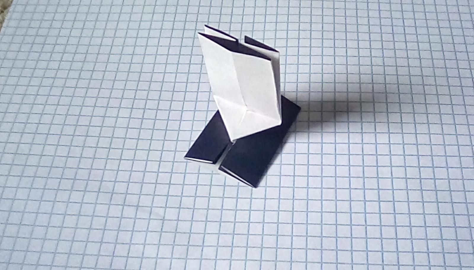 Origami Grave Stone (In Loving Memory of Unus Annus) : 4 Steps ...