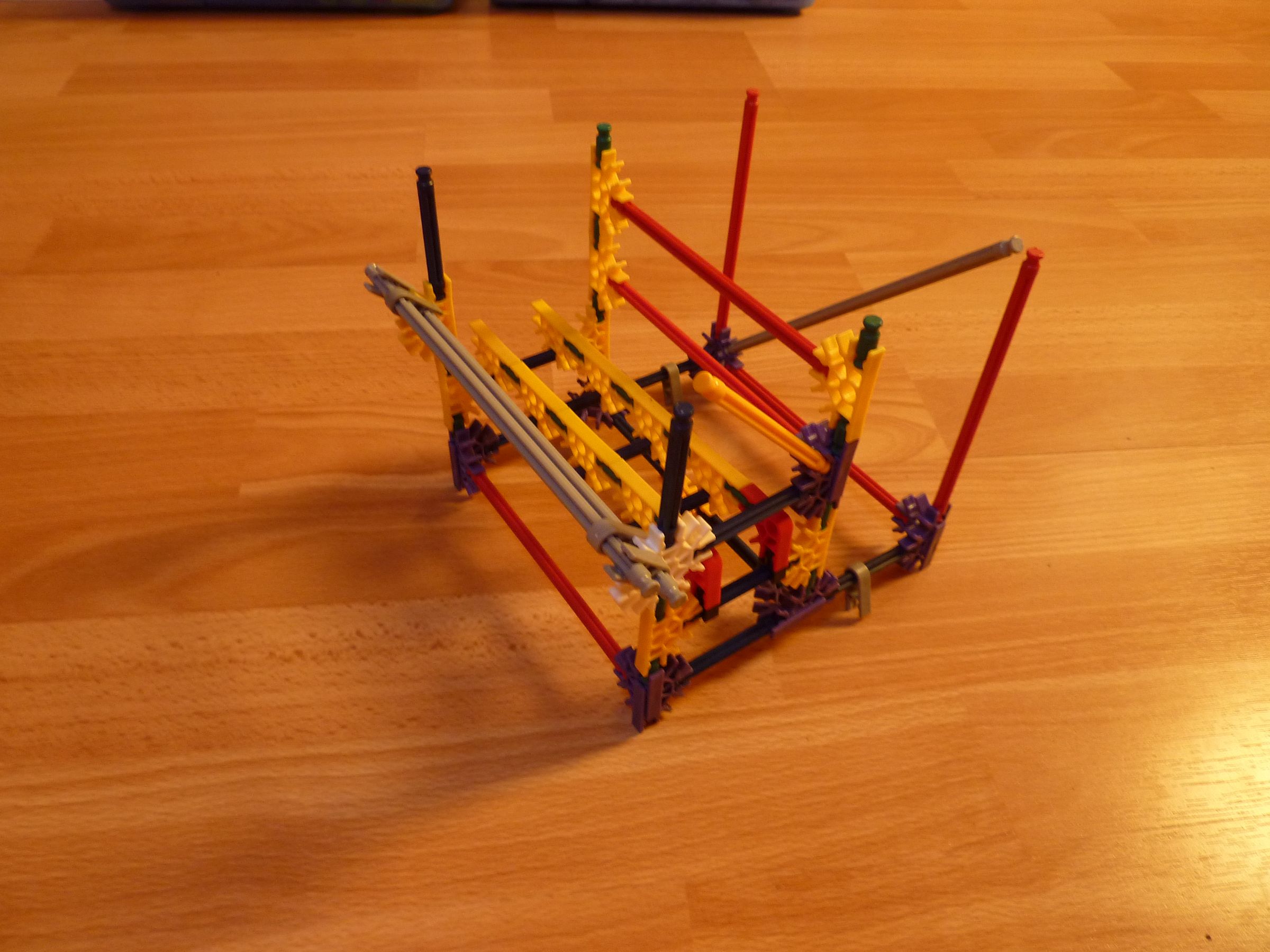 Spinning Freefall Lift, a Knex Ball Machine Lift : 11 Steps - Instructables