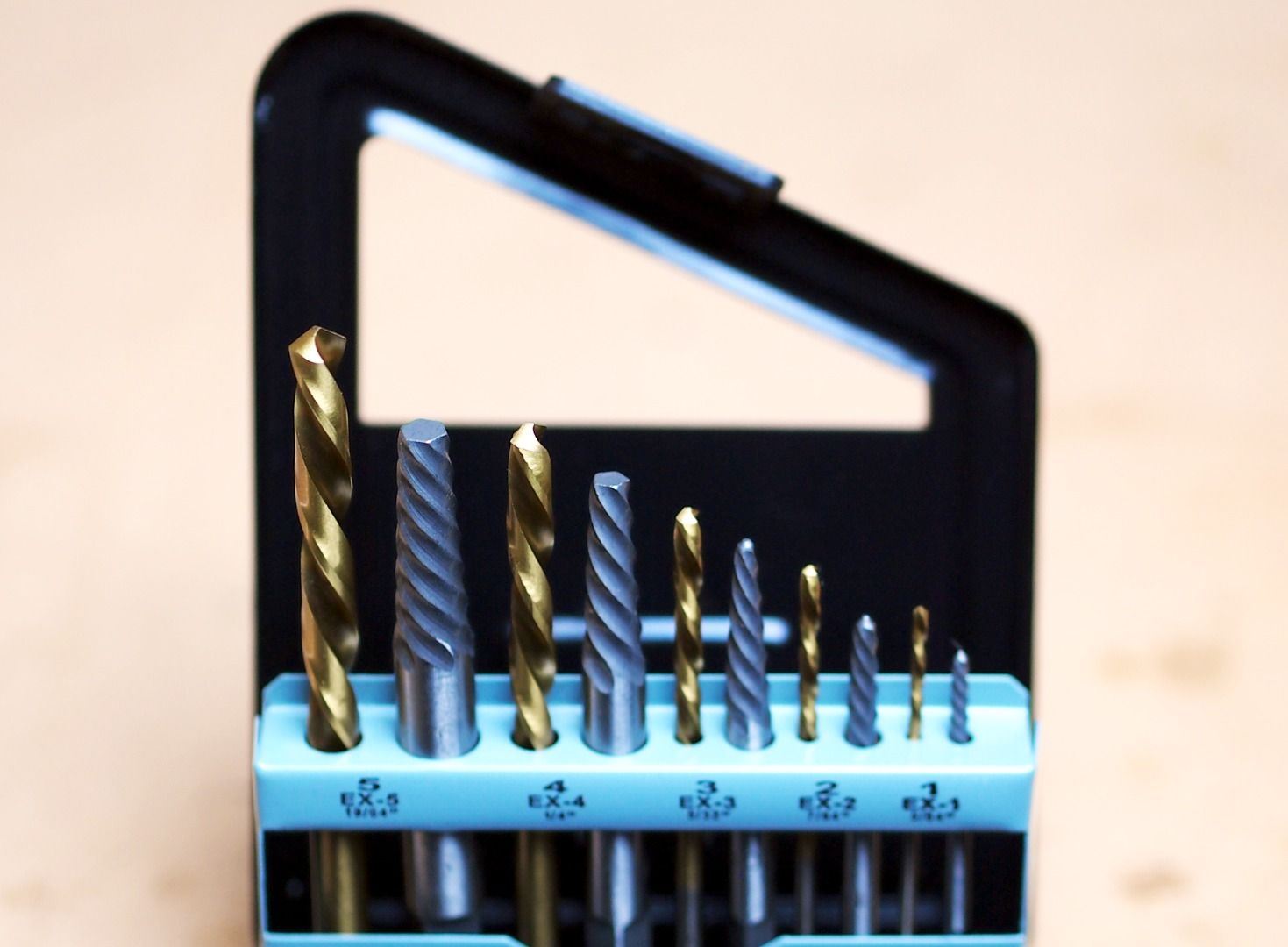 How to Remove a Stubborn Nut/Bolt : 15 Steps (with Pictures ...