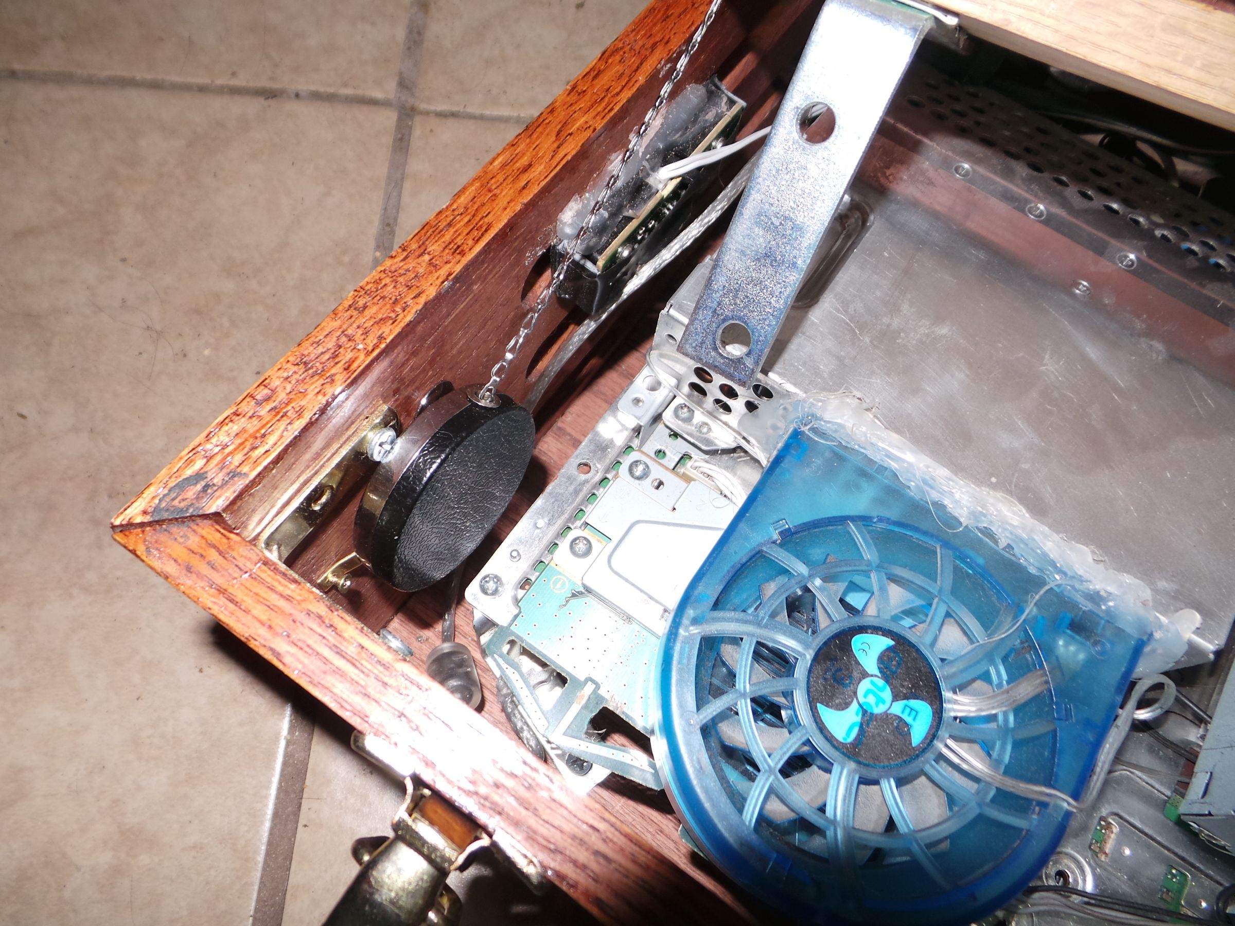 Portable Playstation 3 Case : 3 Steps - Instructables