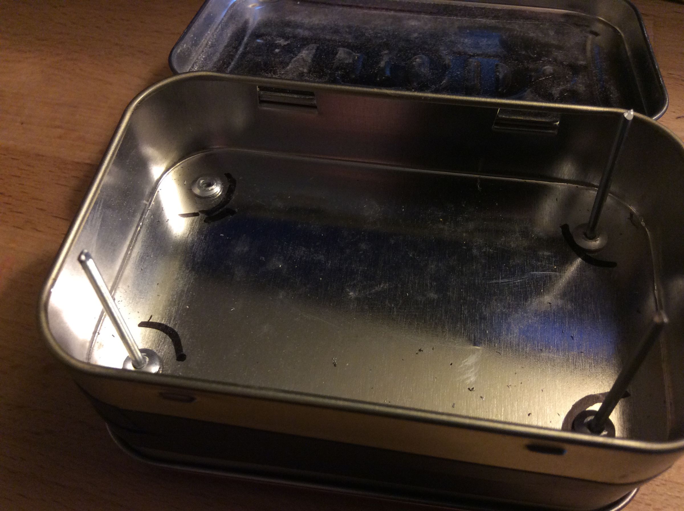 Double-wide Altoids Project Tin : 7 Steps (with Pictures) - Instructables