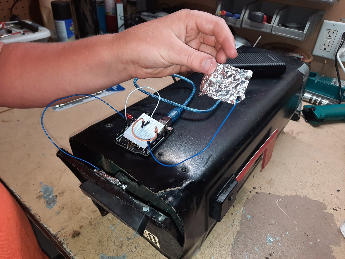 Arduino Powered Secret Mailbox Compartment 6 Steps Instructables