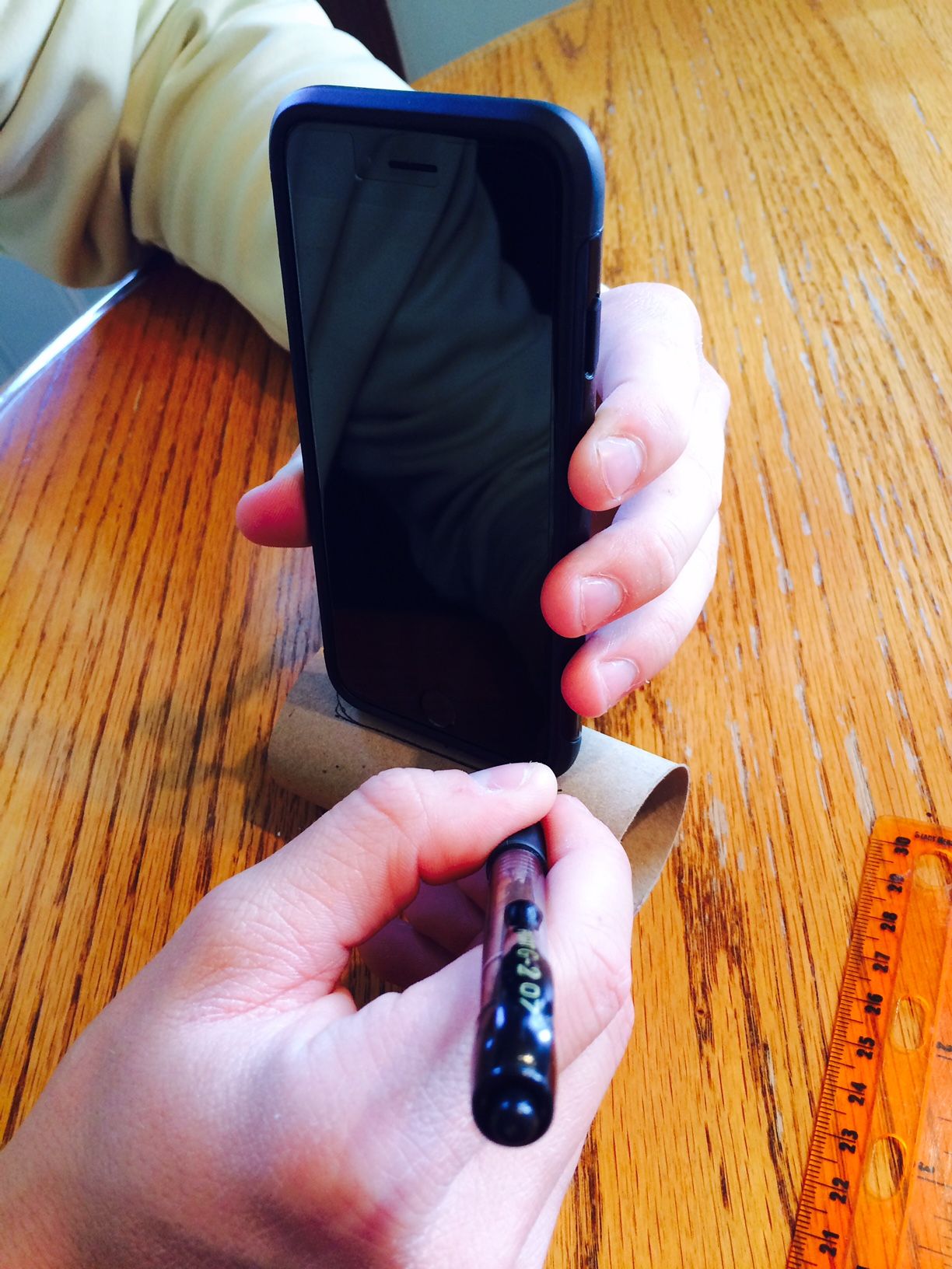 Paper Product Cell Phone Speaker System : 8 Steps - Instructables