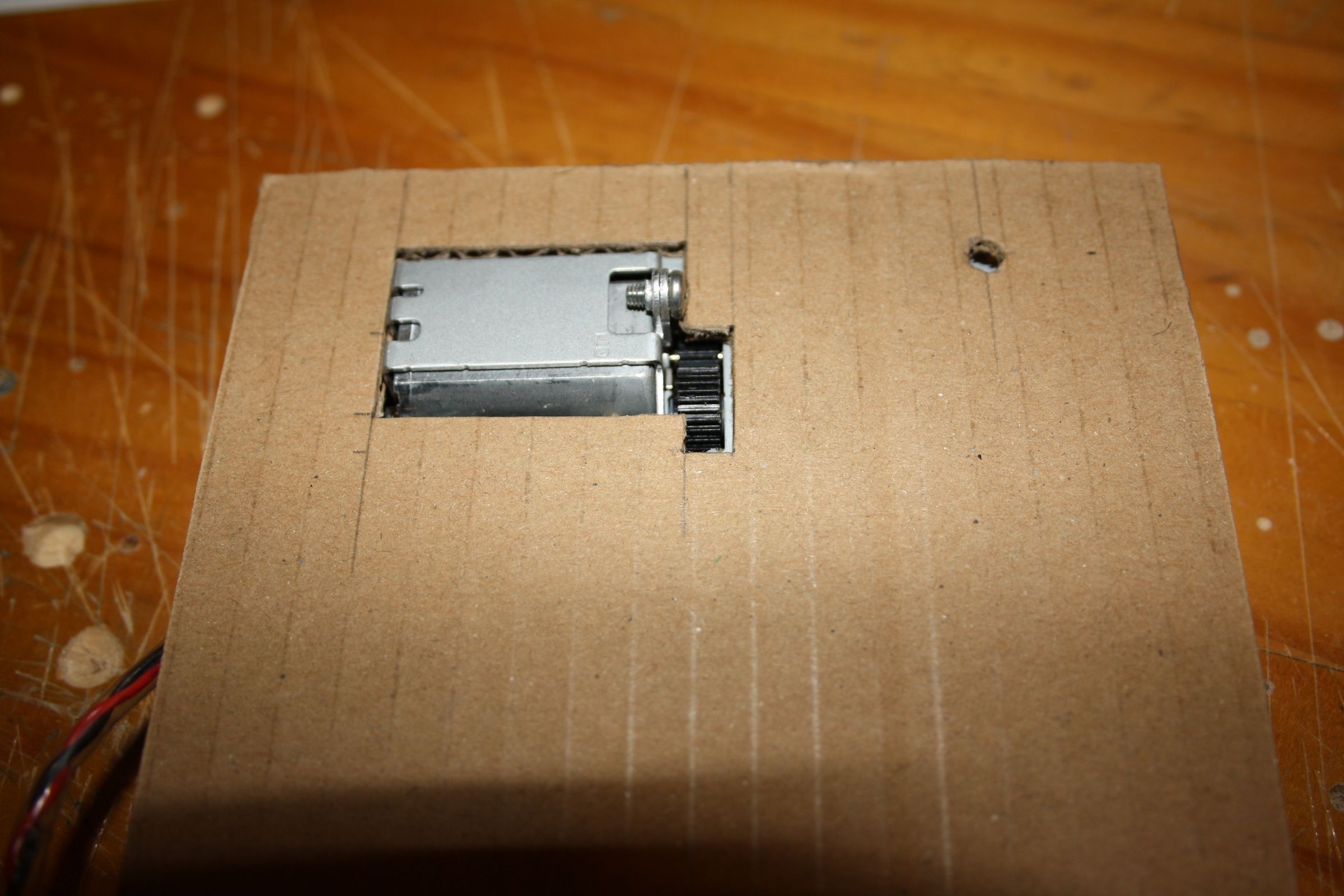 Table-Top Scissors | the Cutting Edge of Technology! : 17 Steps (with ...