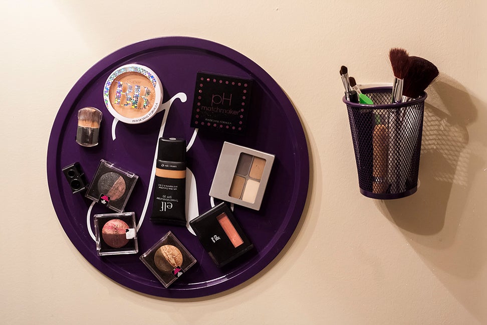 Magnetic Makeup Board : 5 Steps (with Pictures) - Instructables