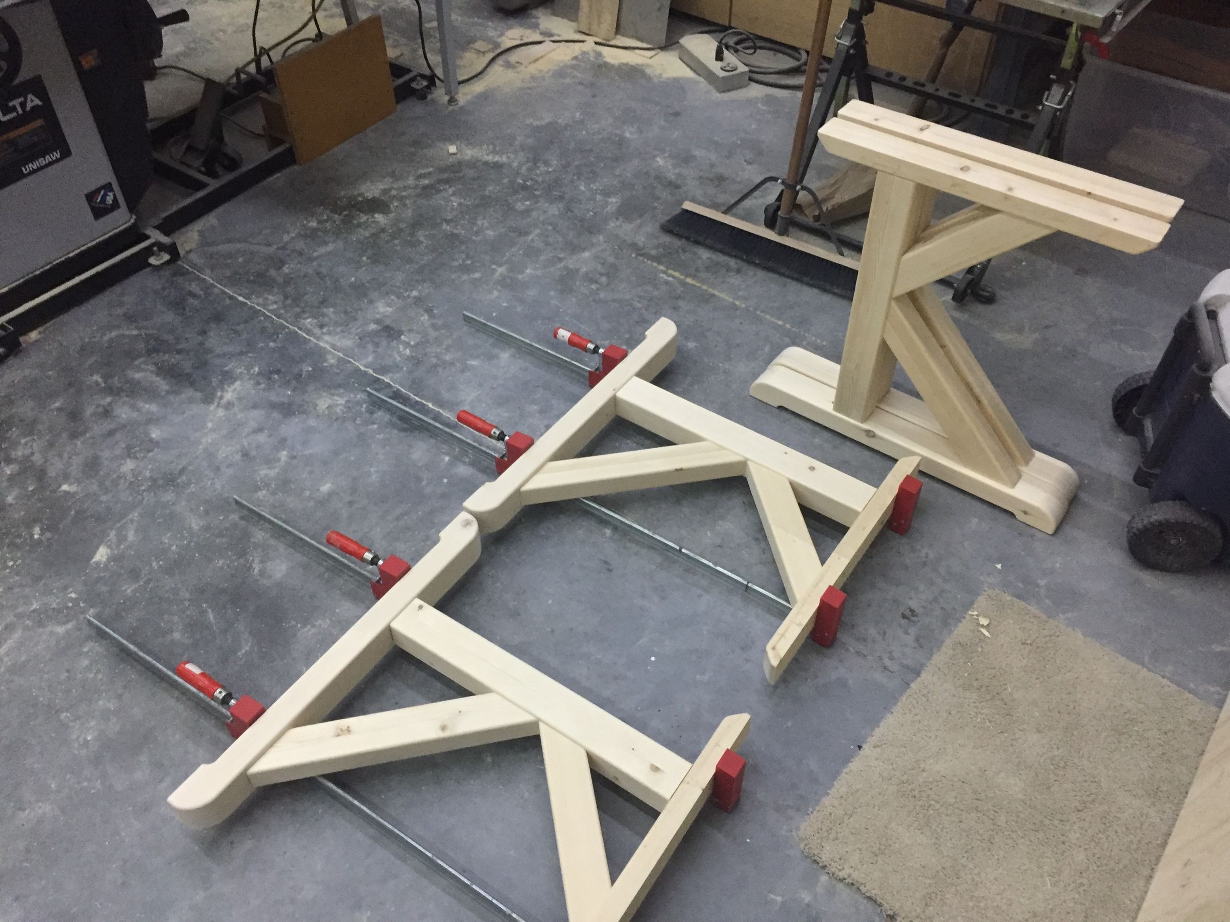 Laminated 2X4 Work Tables : 9 Steps (with Pictures) - Instructables