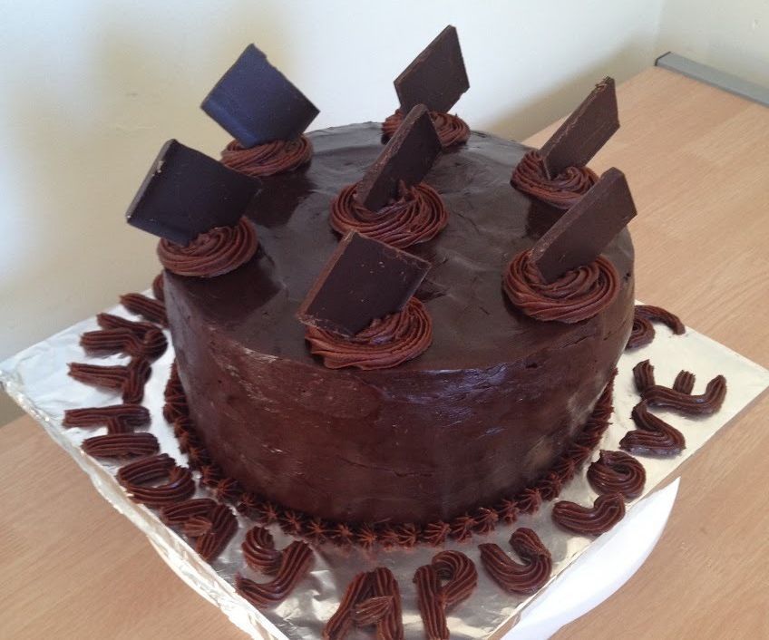 Chocolate Truffle Cake (with Pictures) - Instructables