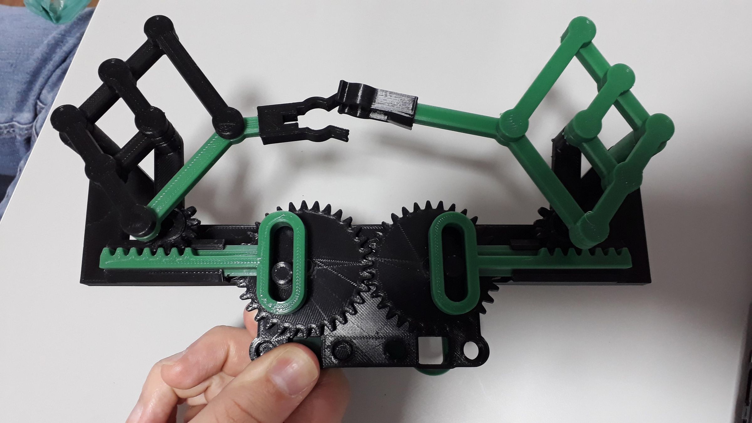 Marblevator, Grippers : 4 Steps (with Pictures) - Instructables