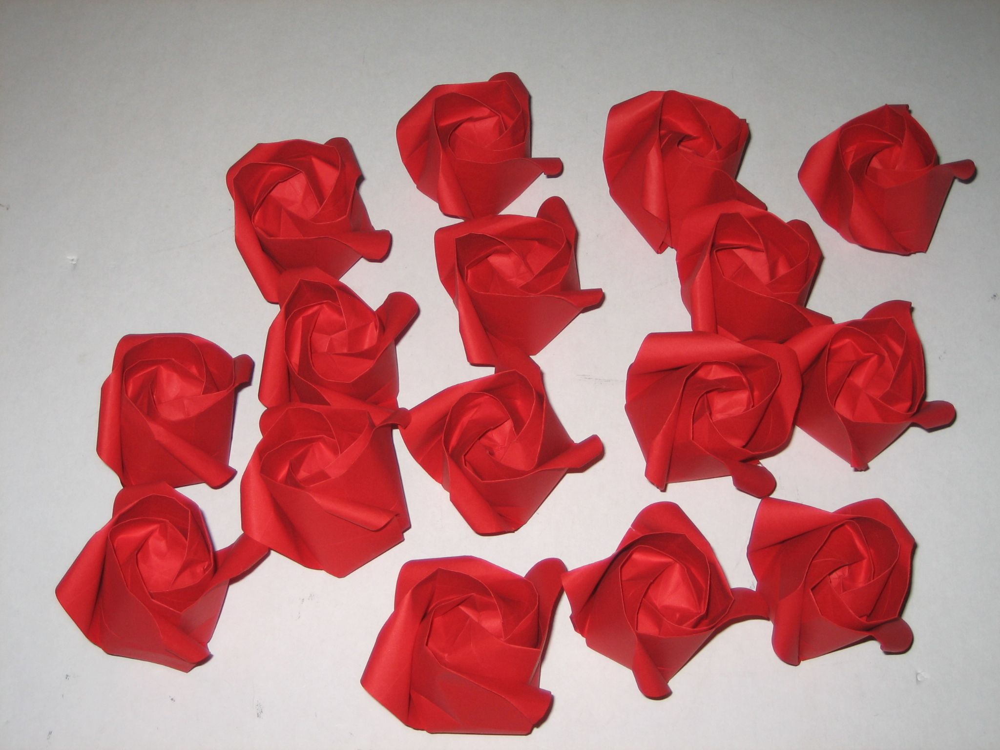 A Dozen Red Origami Roses : 6 Steps (with Pictures) - Instructables