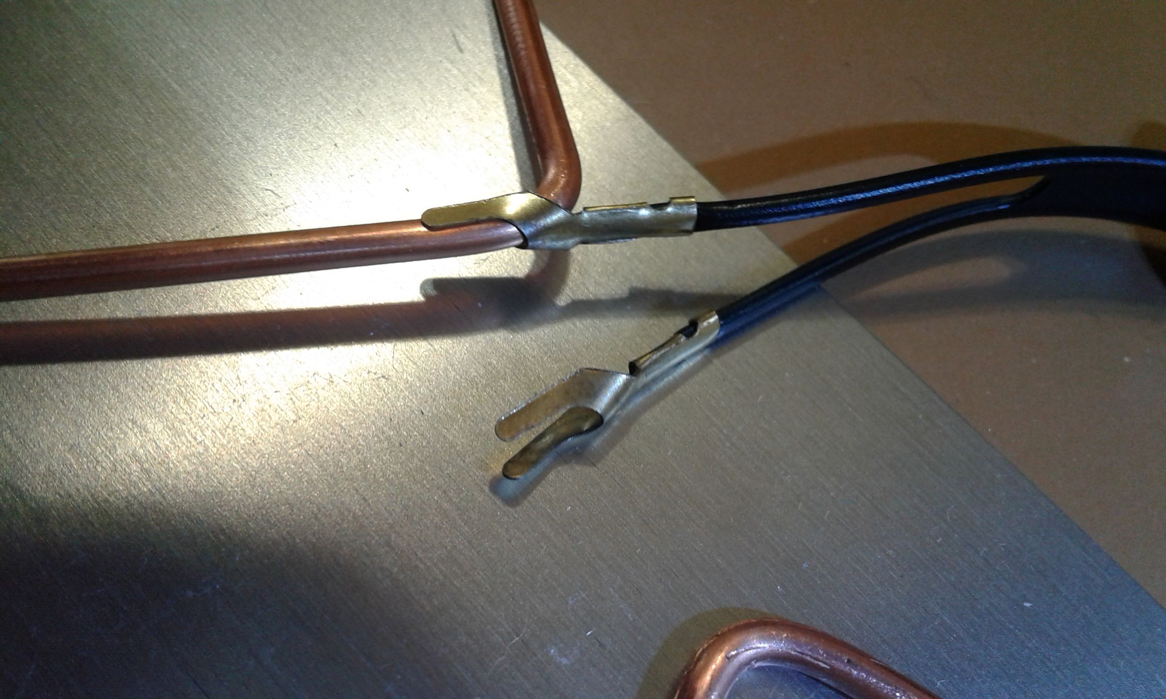 Grey Hoverman Free TV Easy Indoor Antenna : 17 Steps (with Pictures ...