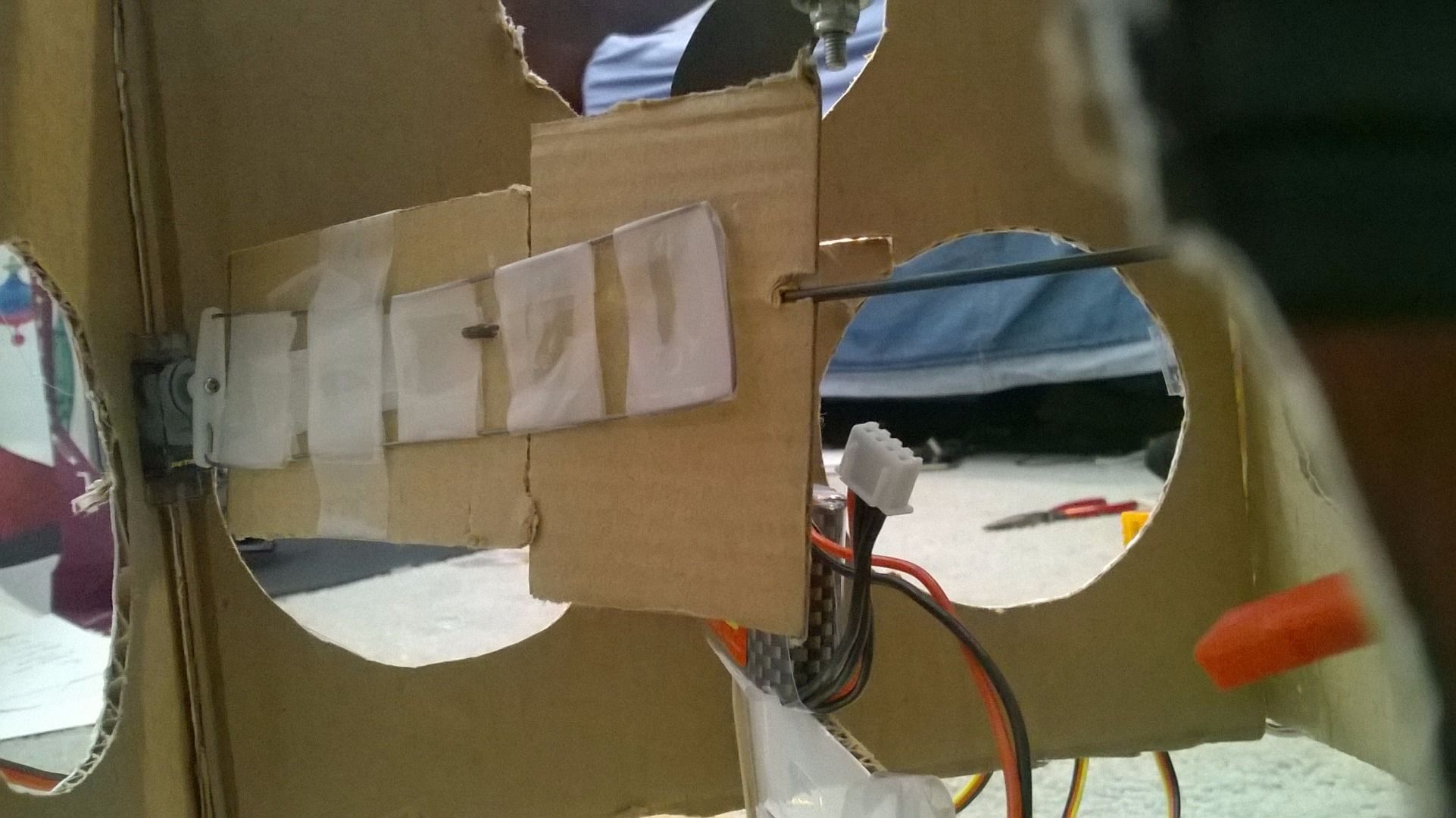 The Flying Gyro Stabilized VTOL Cardboard Box : 6 Steps (with Pictures ...