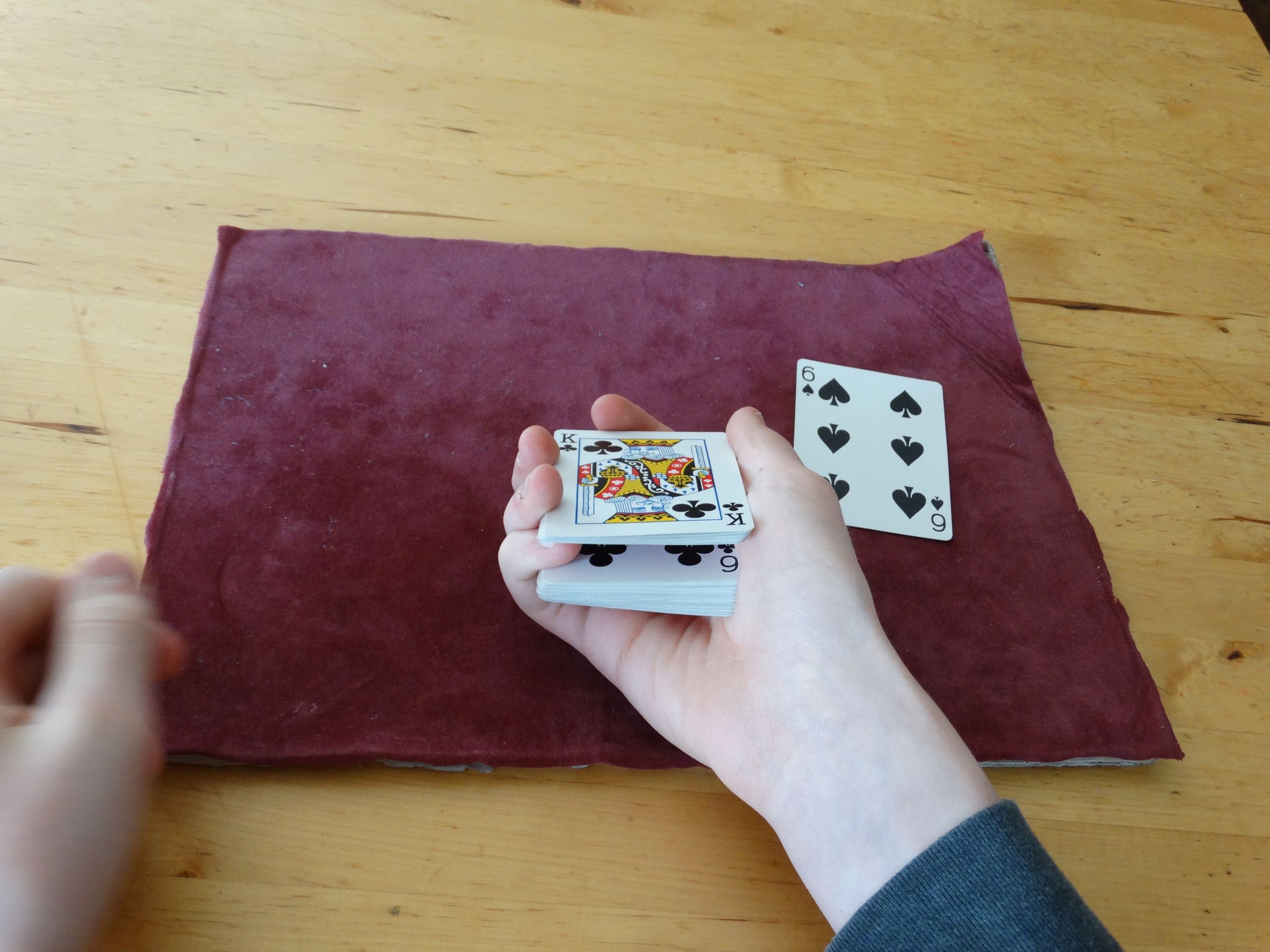 How to Do Awesome 2 Person Card Trick : 5 Steps - Instructables