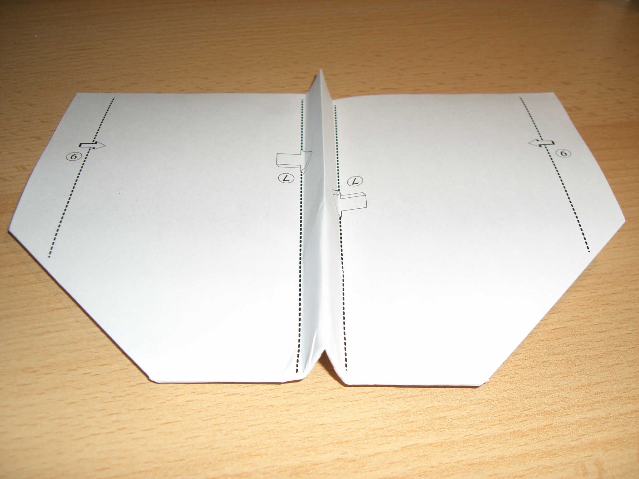 Paper Airplane Tutorial : 7 Steps - Instructables