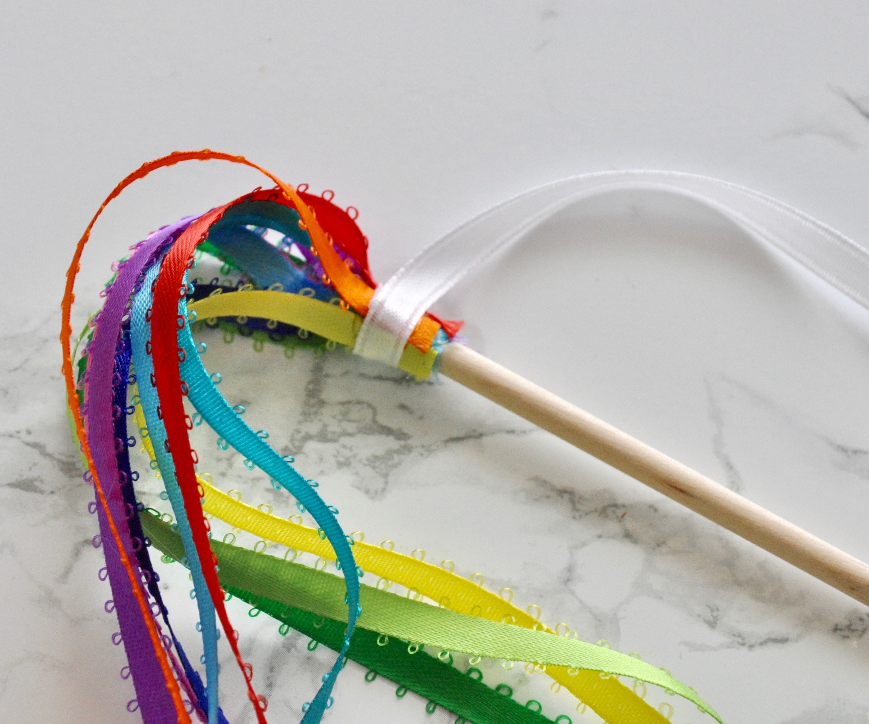 Easy Ribbon Wand : 6 Steps (with Pictures) - Instructables