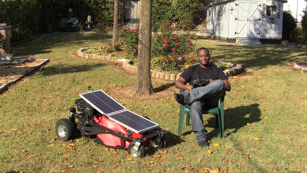 How to Build a Solar Charged Remote Control Electric Lawn Mower ...