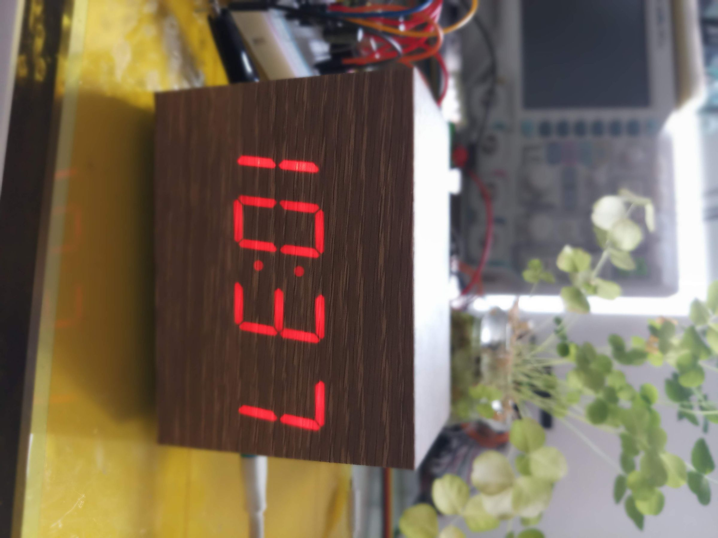 "Wooden" Desktop Clock *Modern Looking* : 9 Steps (with Pictures ...