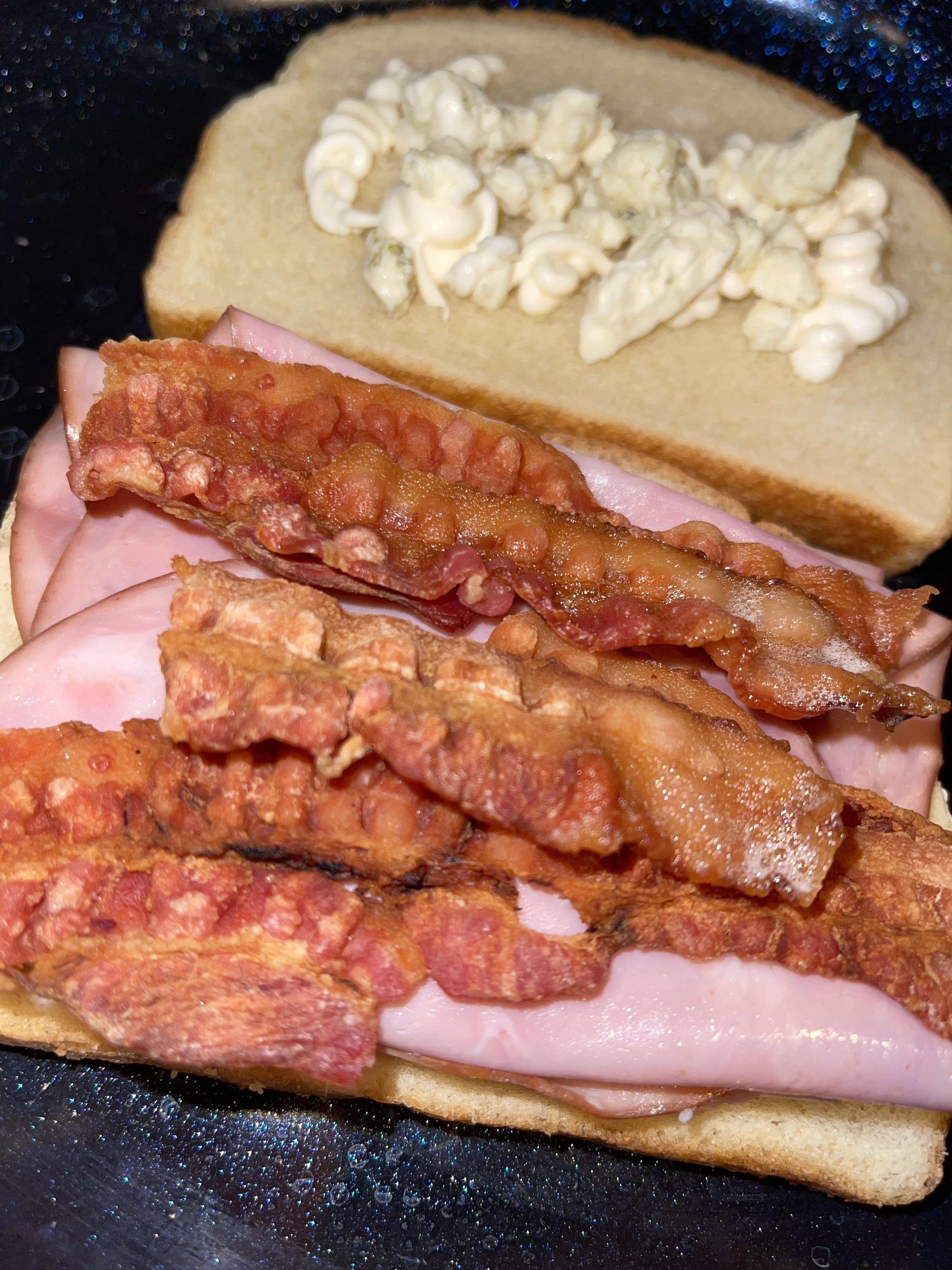 Grilled Ham, Bacon and Blue Cheese Sandwich : 6 Steps (with Pictures ...