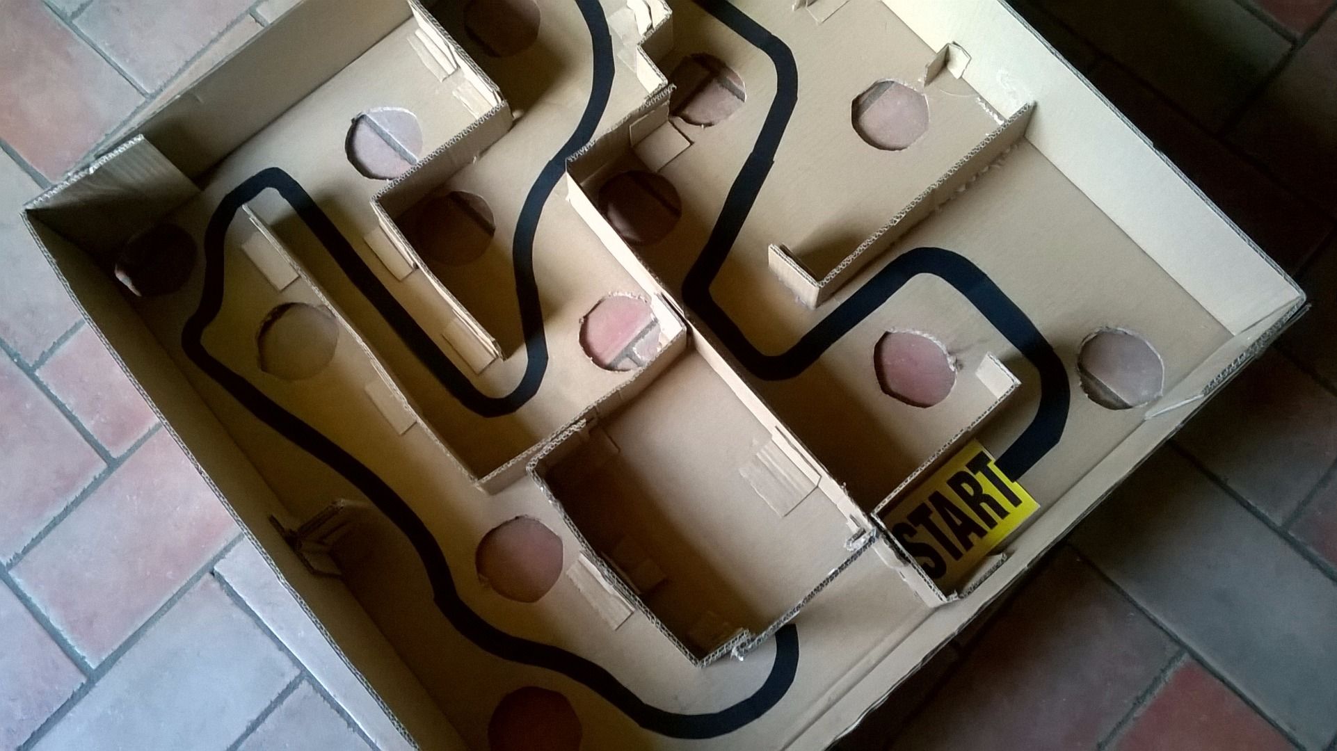 Giant Card Box Marble Maze : 4 Steps (with Pictures) - Instructables