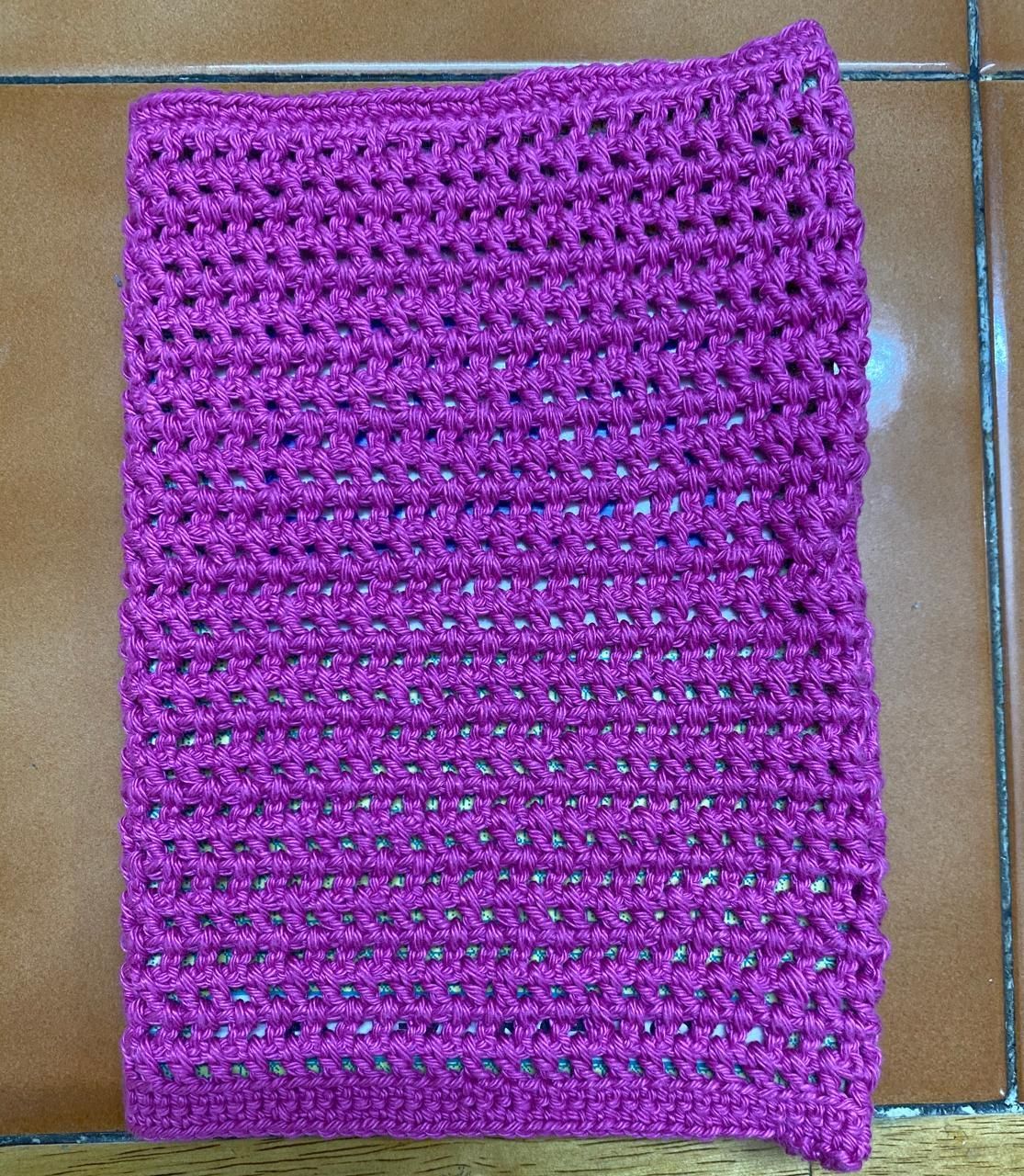 Simple & Easy Crochet Book Cover : 7 Steps - Instructables