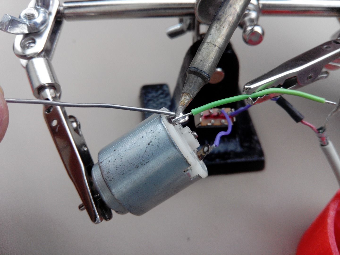 3D Print a Mini USB Vacuum Cleaner : 12 Steps (with Pictures ...