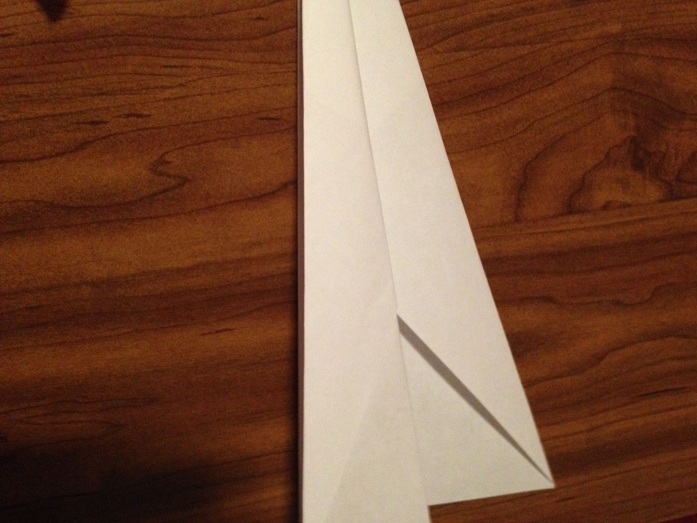The Classic Paper Airplane : 4 Steps - Instructables