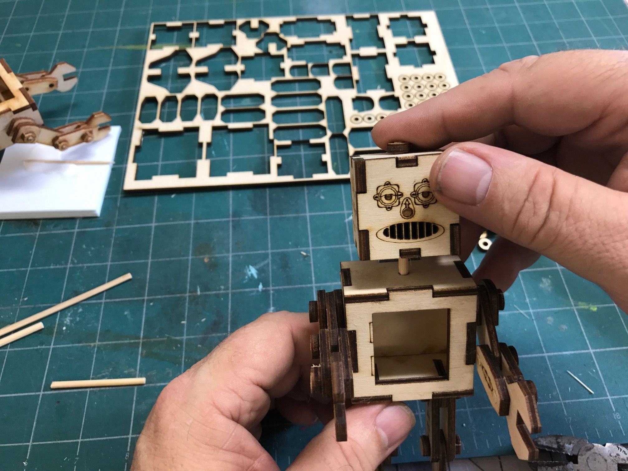 I Robot !!! : 9 Steps (with Pictures) - Instructables