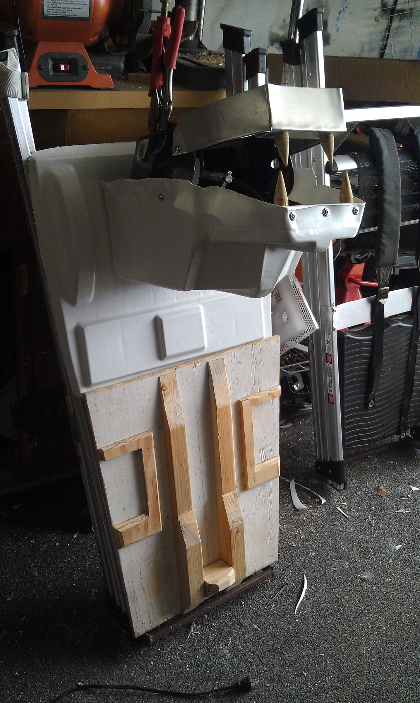 Voltron Force (5 Person Assembling Epic Costume) : 7 Steps (with ...