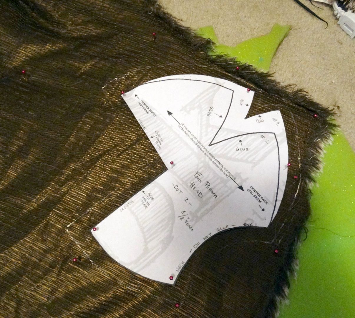 Dark Crystal Fizzgig Inspired Puppet : 11 Steps (with Pictures ...