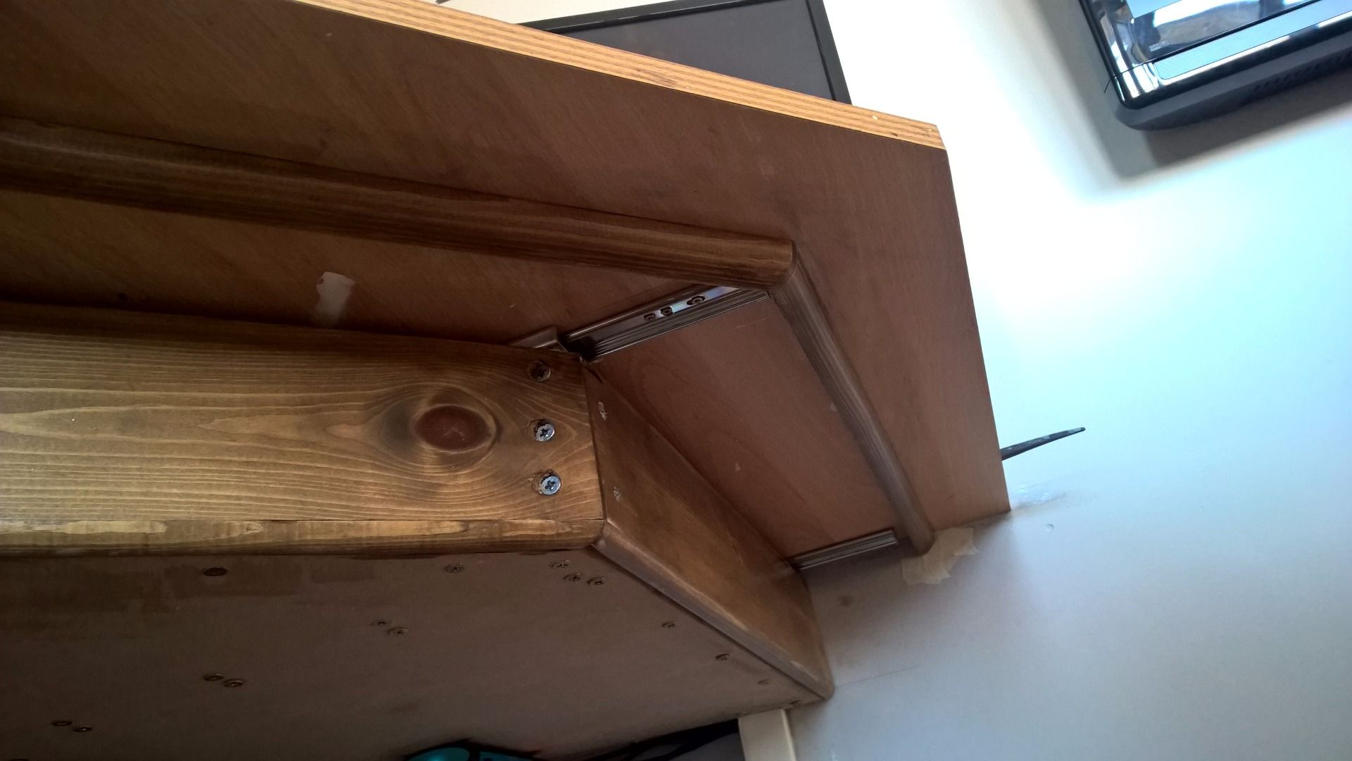 Secret Storage Floating Desk : 18 Steps (with Pictures) - Instructables