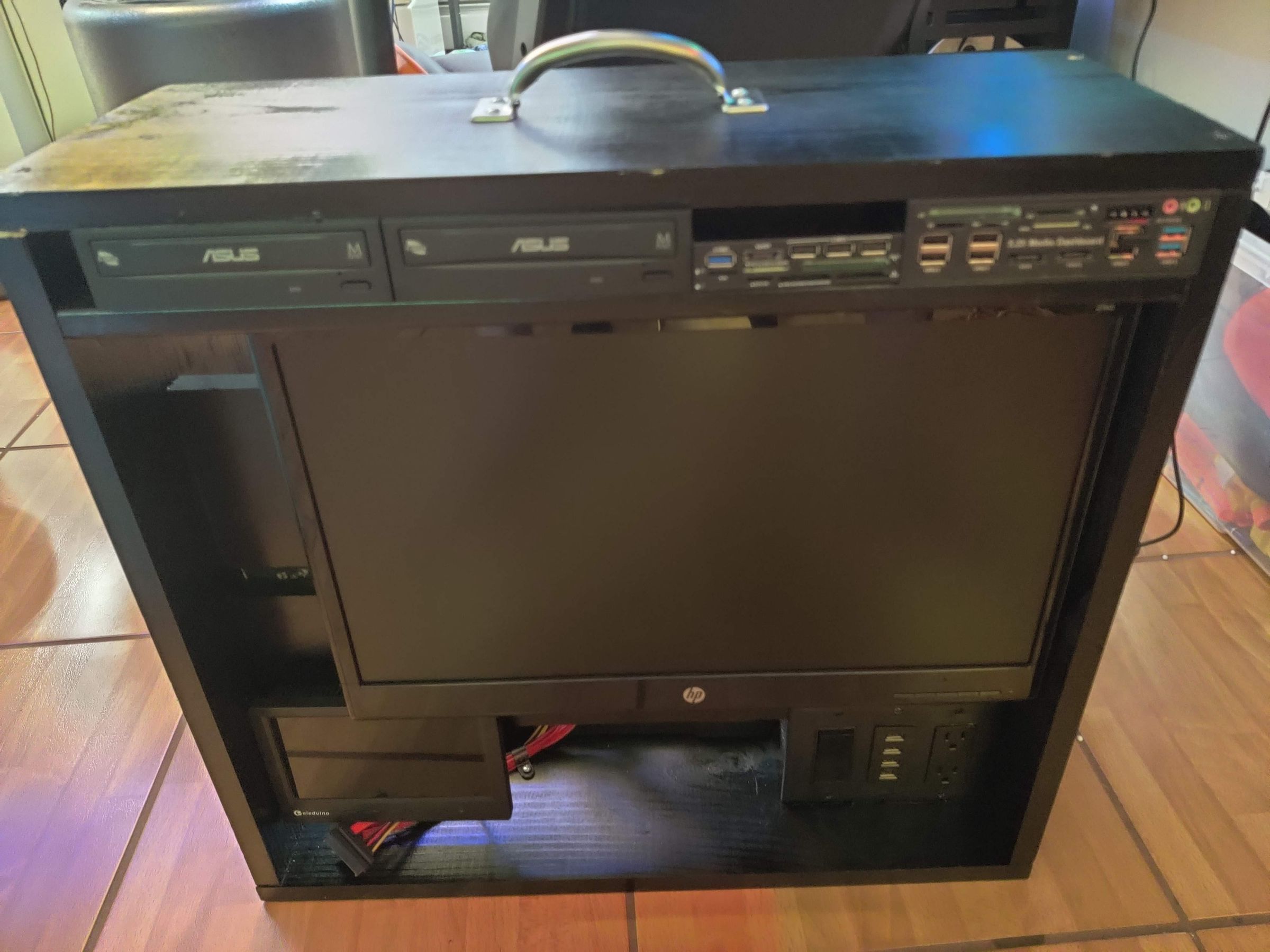 Internet of Things Workstation : 9 Steps - Instructables