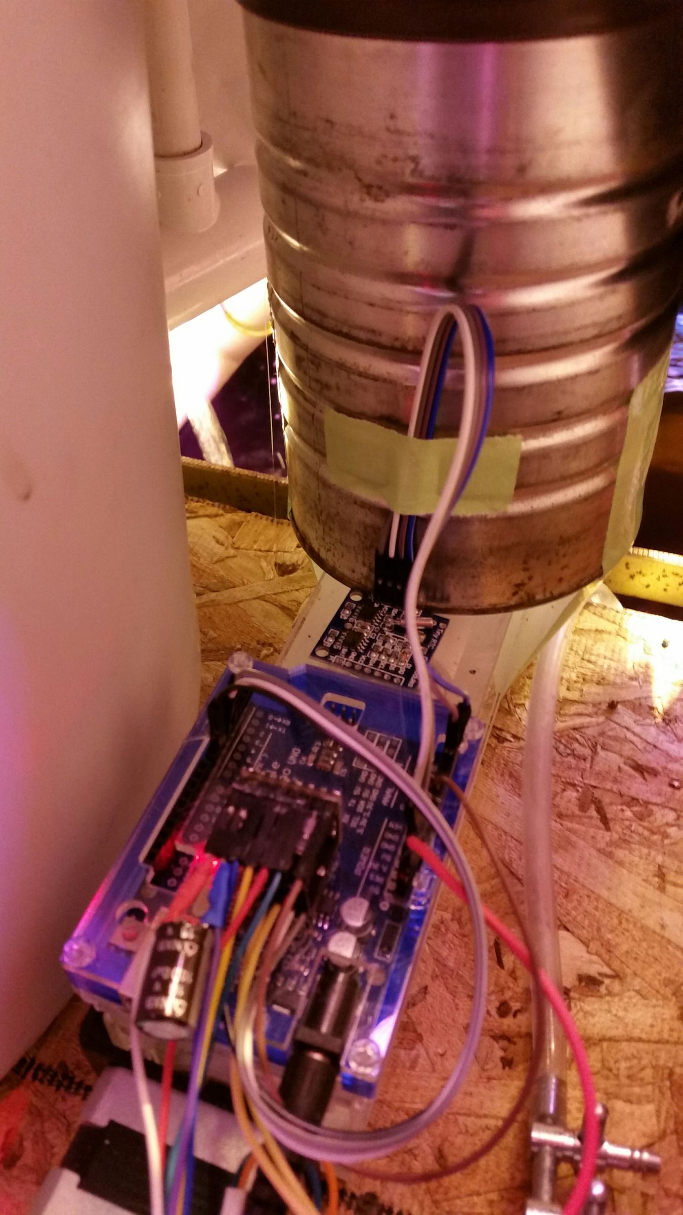 Automatic Fish Feeder With Light : 9 Steps (with Pictures) - Instructables