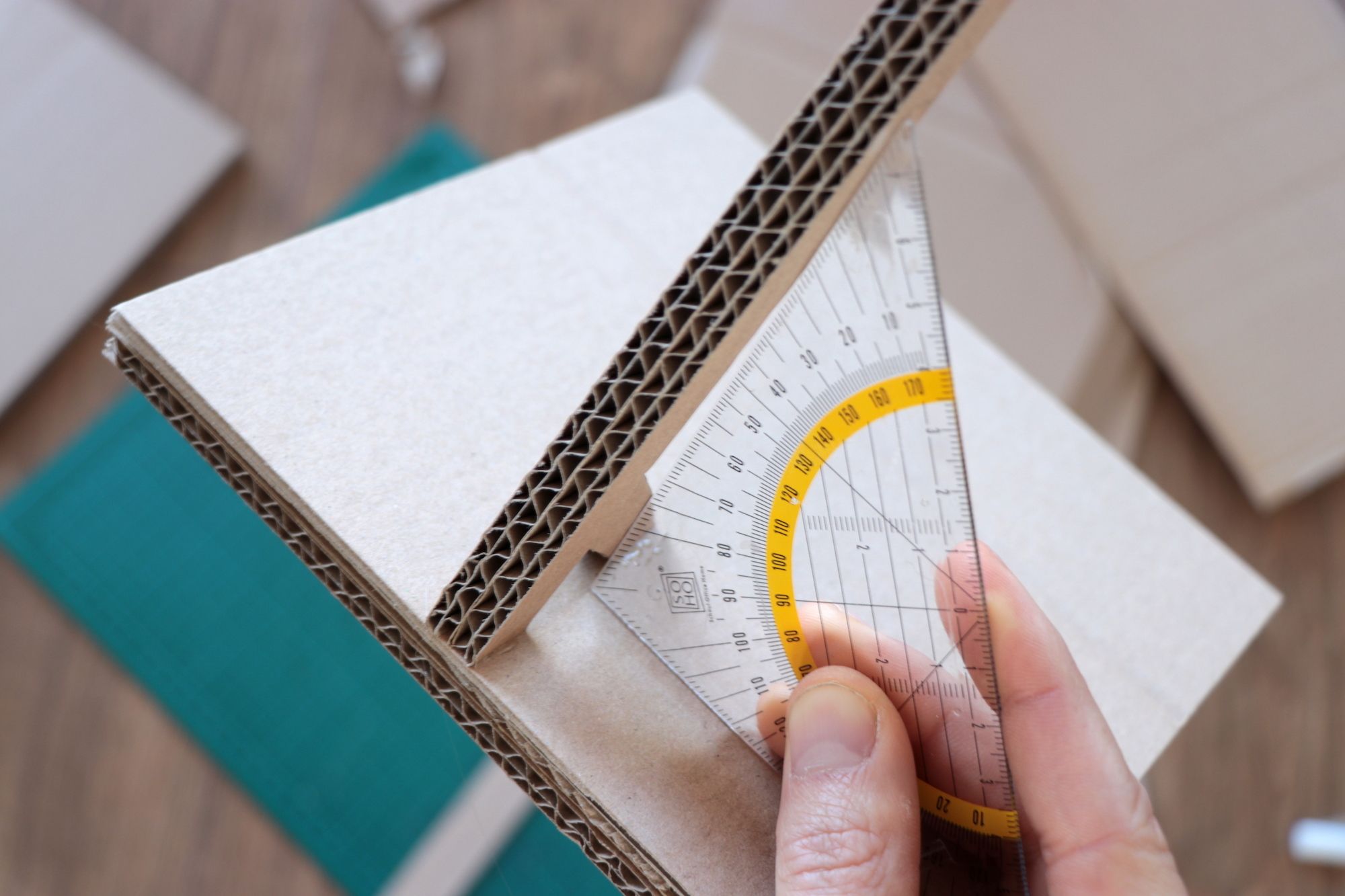 Levitating Side Table Made From Old Cardboard Boxes : 7 Steps (with ...
