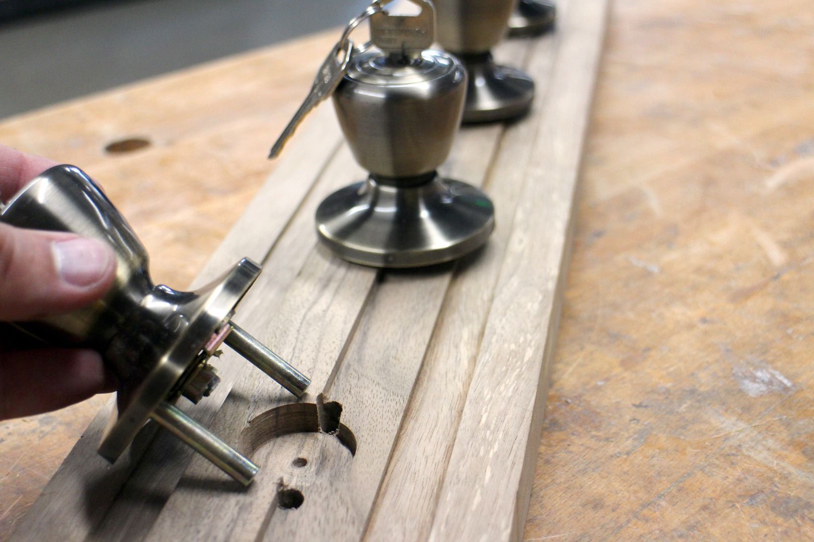 Doorknob Key Rack : 20 Steps (with Pictures) - Instructables
