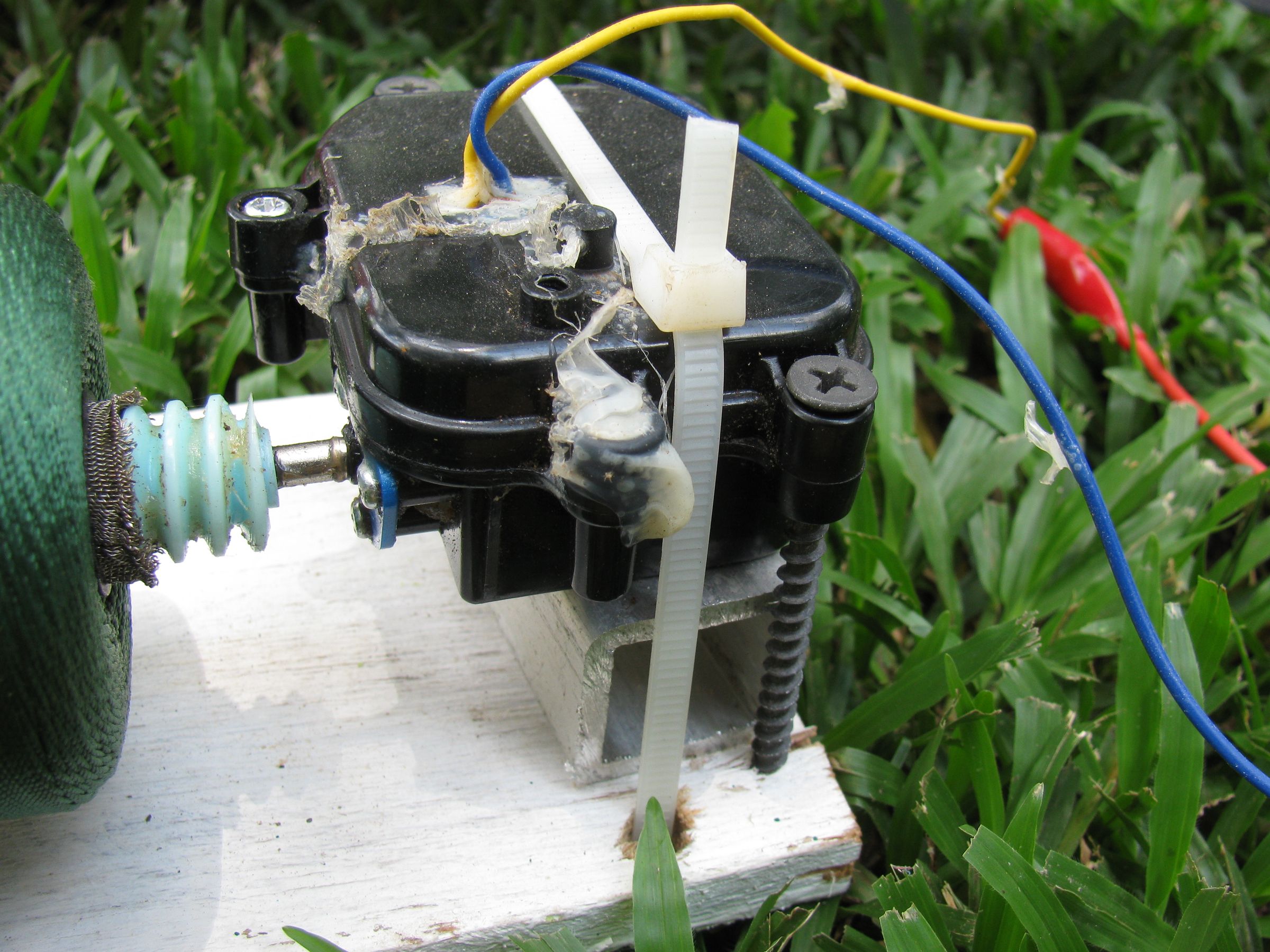 Motorized Kite String Winder! - a Piece of Junk That Works : 6 Steps ...