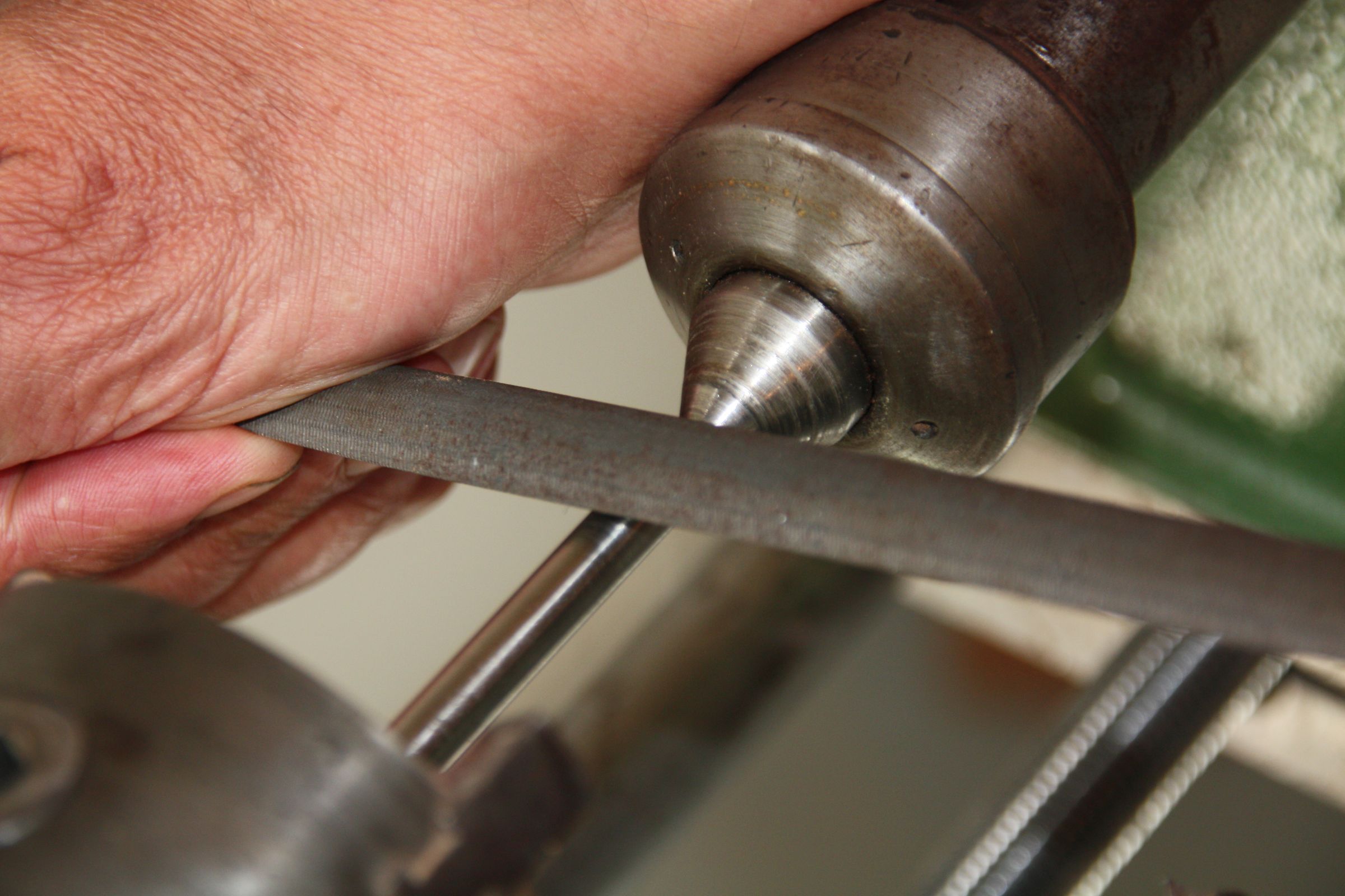 Turning a Compact Metal Pen : 6 Steps (with Pictures) - Instructables