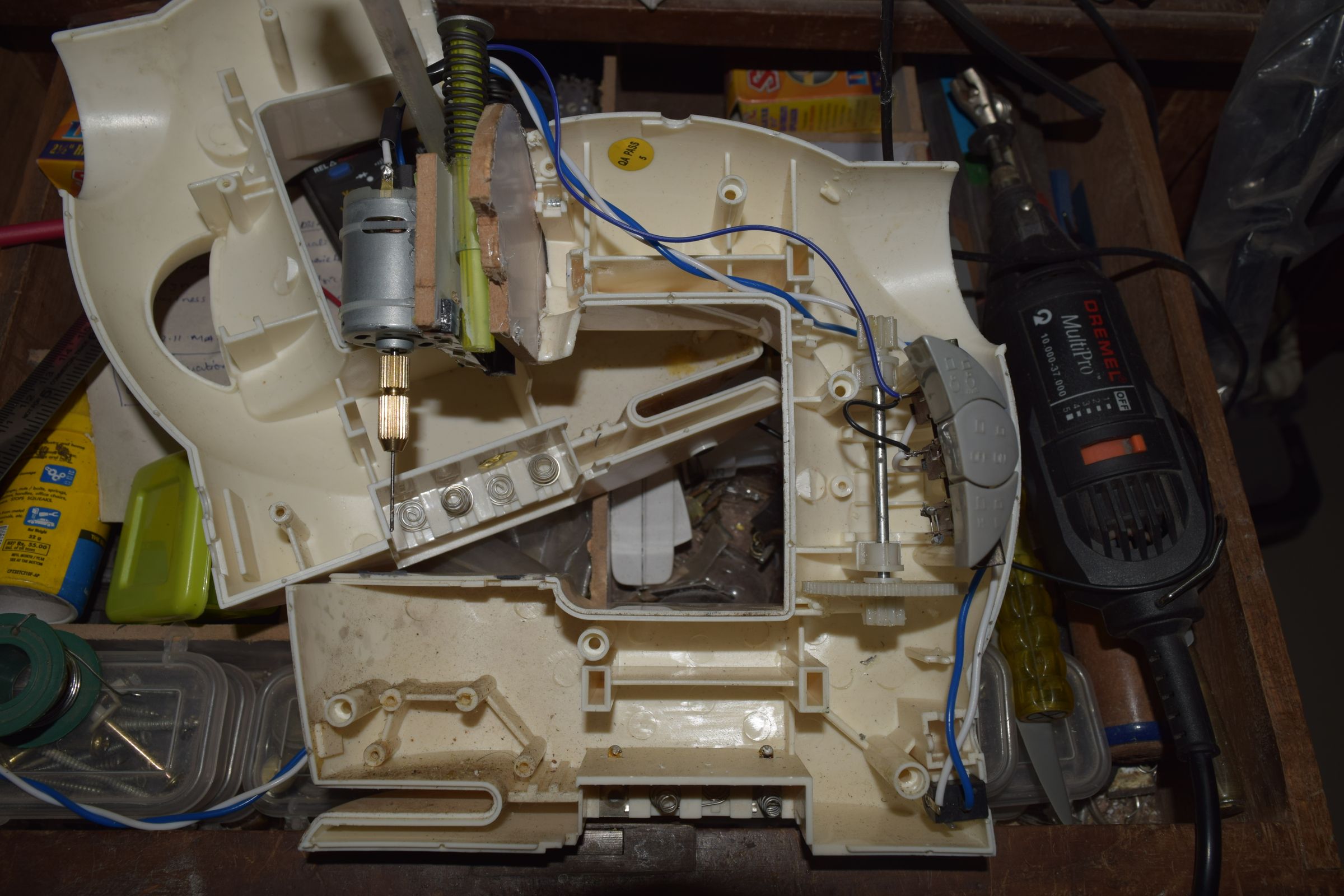 DIY PCB Mini Drill Press : 12 Steps (with Pictures) - Instructables