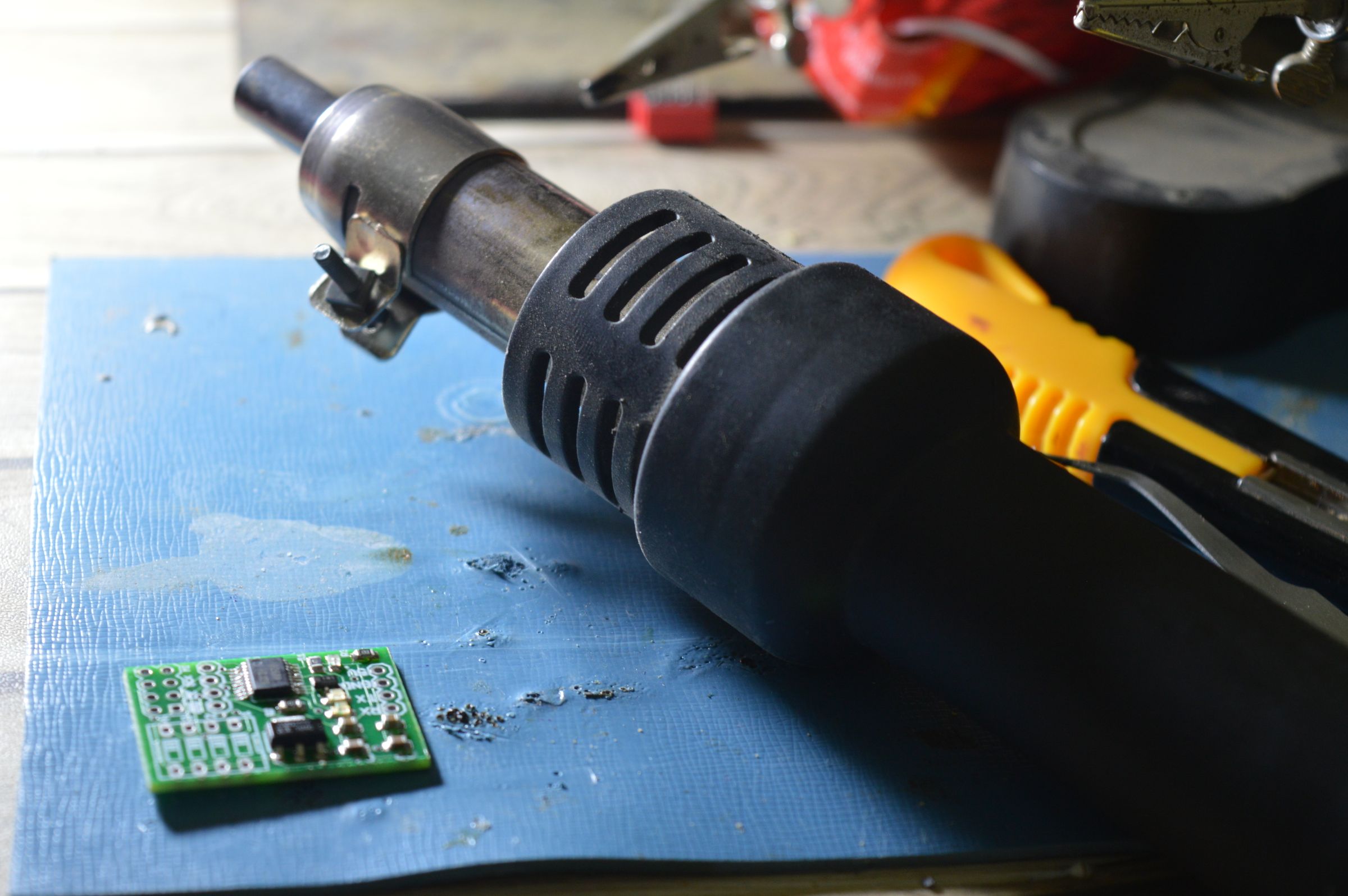 Making SMD Prototype PCB Using Plastic Stencil : 6 Steps (with Pictures ...