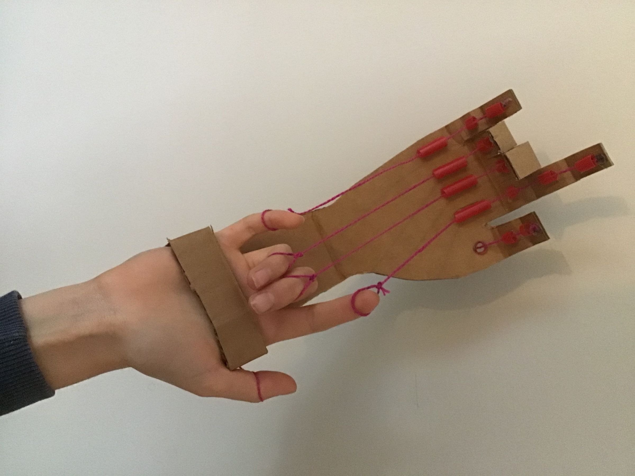 Cardboard Robot Hand : 8 Steps (with Pictures) - Instructables