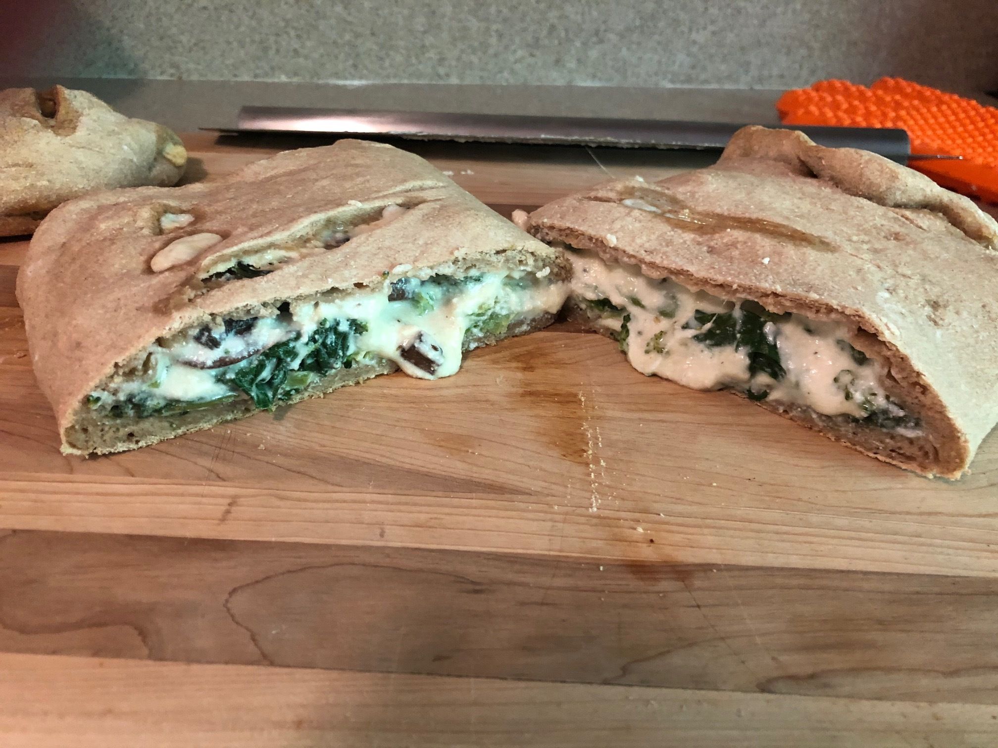 Broccoli, Spinach and Mushroom Calzone in the Bread Machine : 8 Steps ...