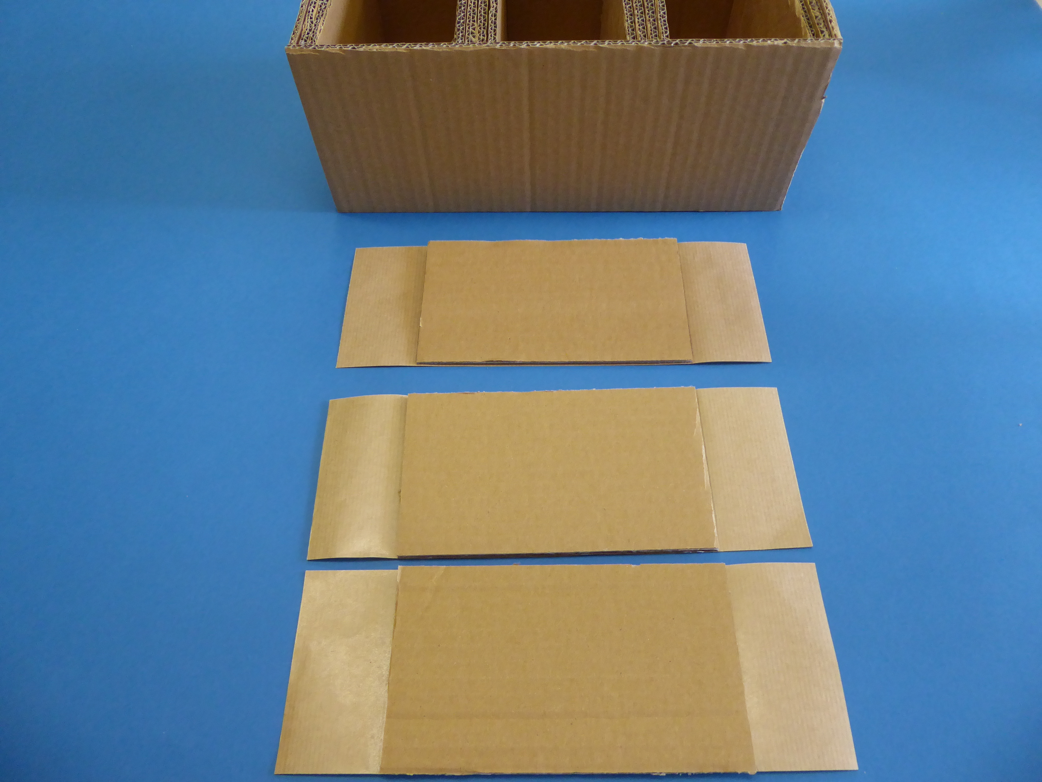 The Magic Chicken Cardboard Box : 5 Steps (with Pictures) - Instructables