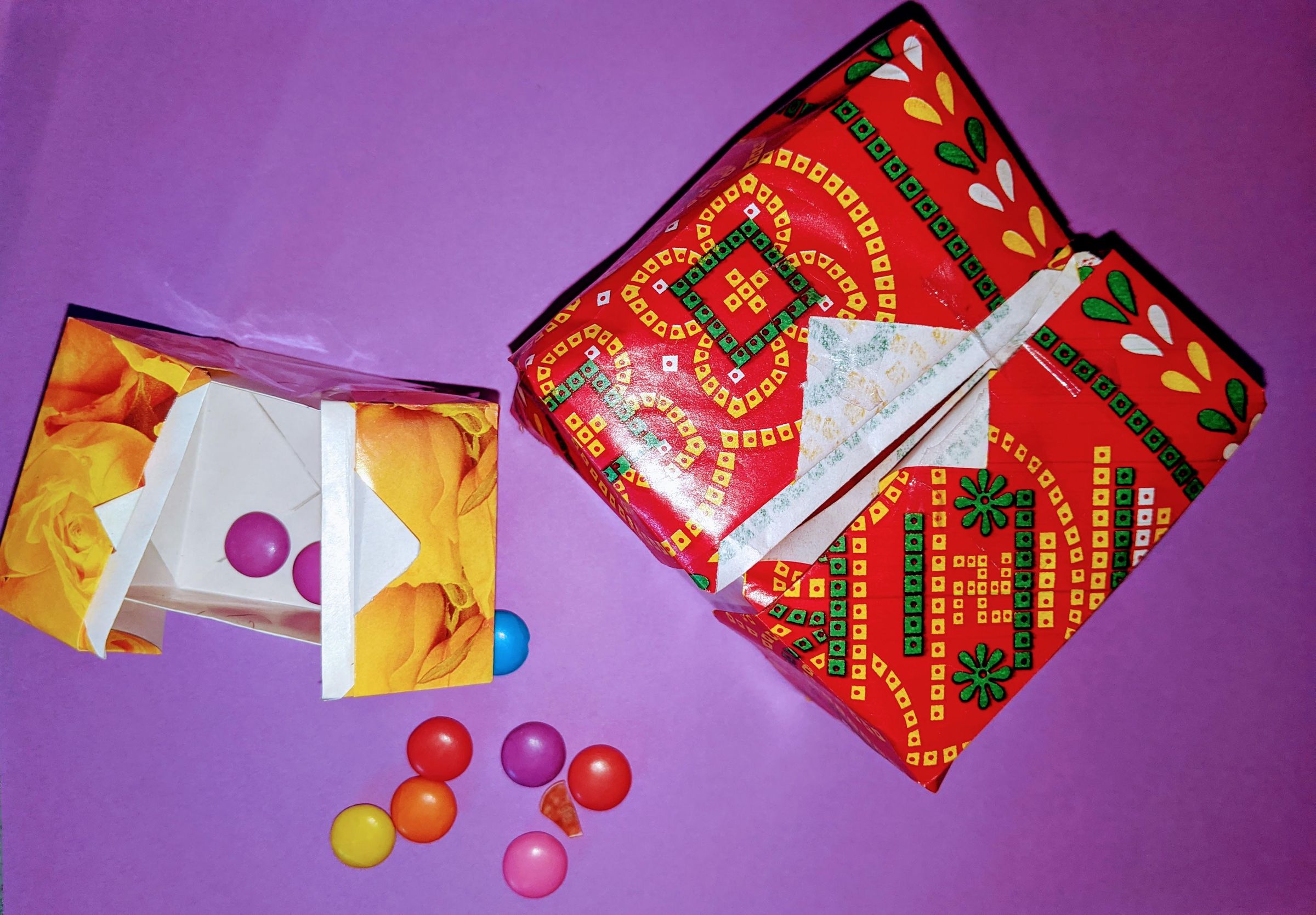 Origami Candy Gift Box : 6 Steps - Instructables