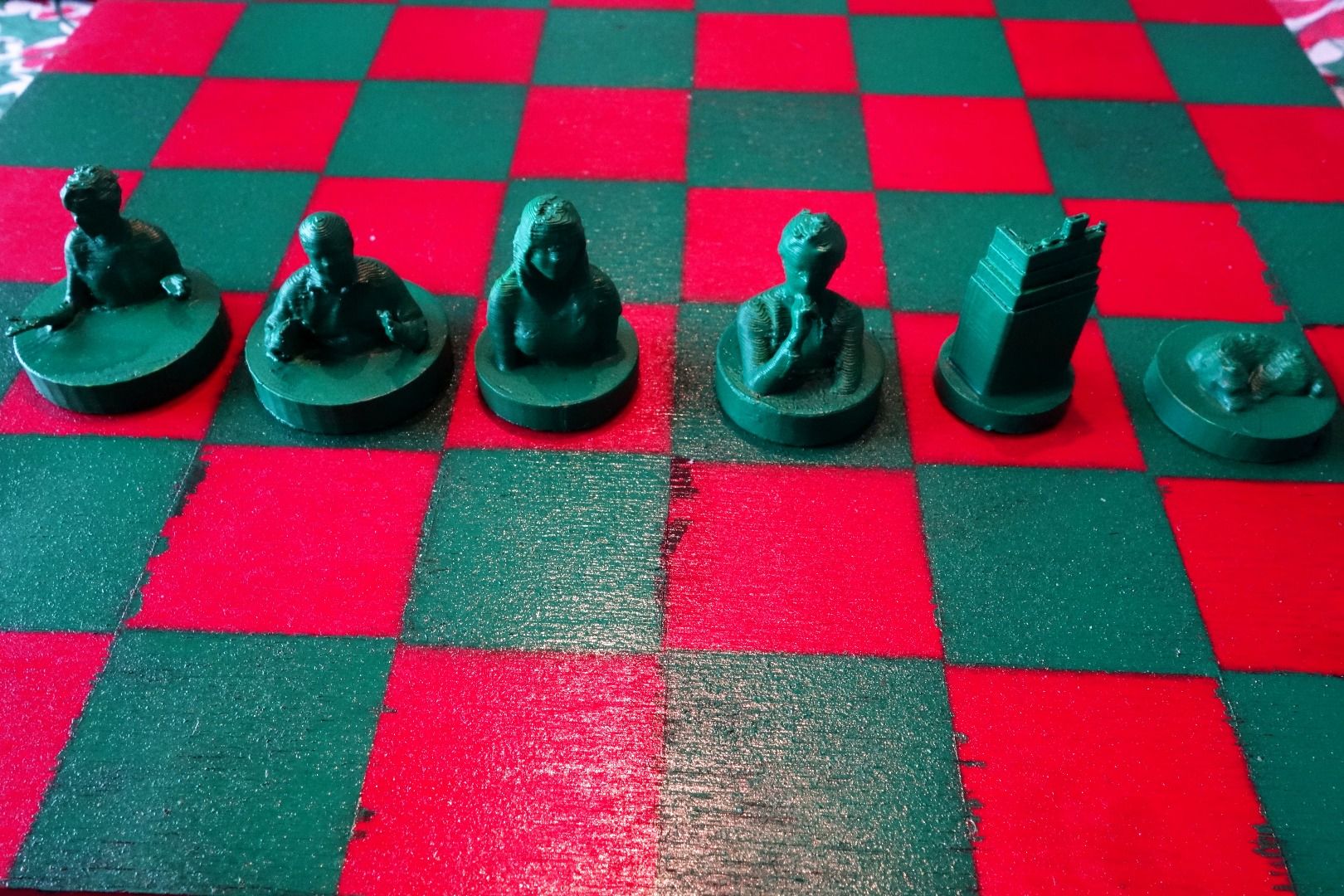Personalized Family Chess Set : 26 Steps (with Pictures) - Instructables