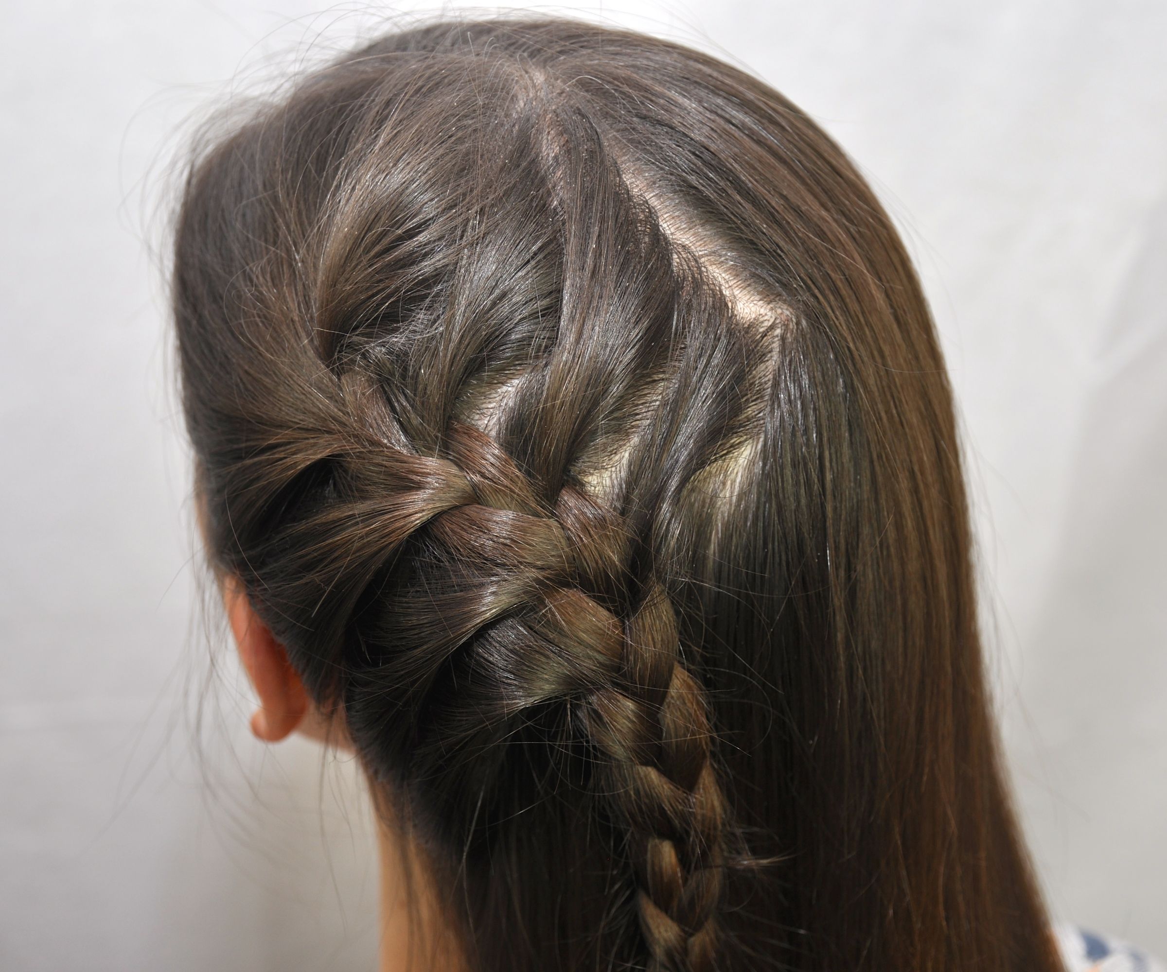 How to Do a French Braid Heart Hairstyle : 5 Steps (with Pictures ...