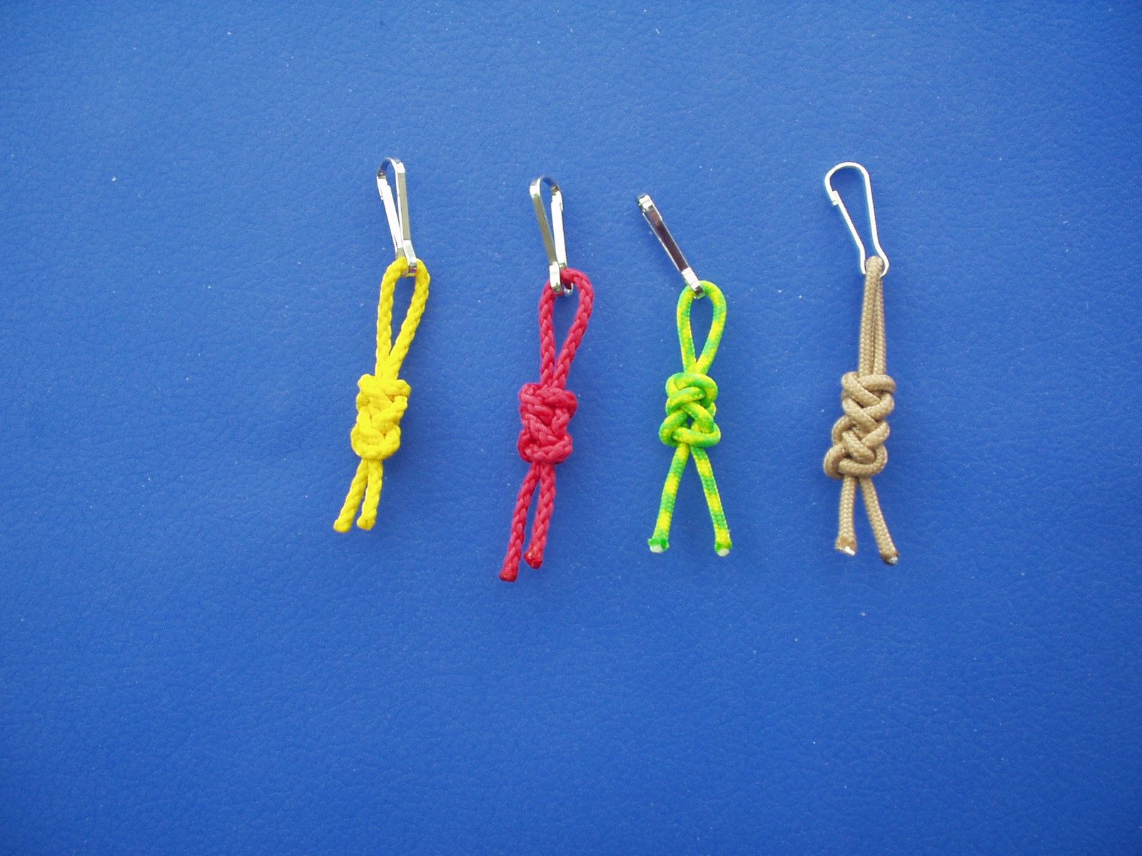 Crown and Diamond Zipper Pull : 9 Steps (with Pictures) - Instructables