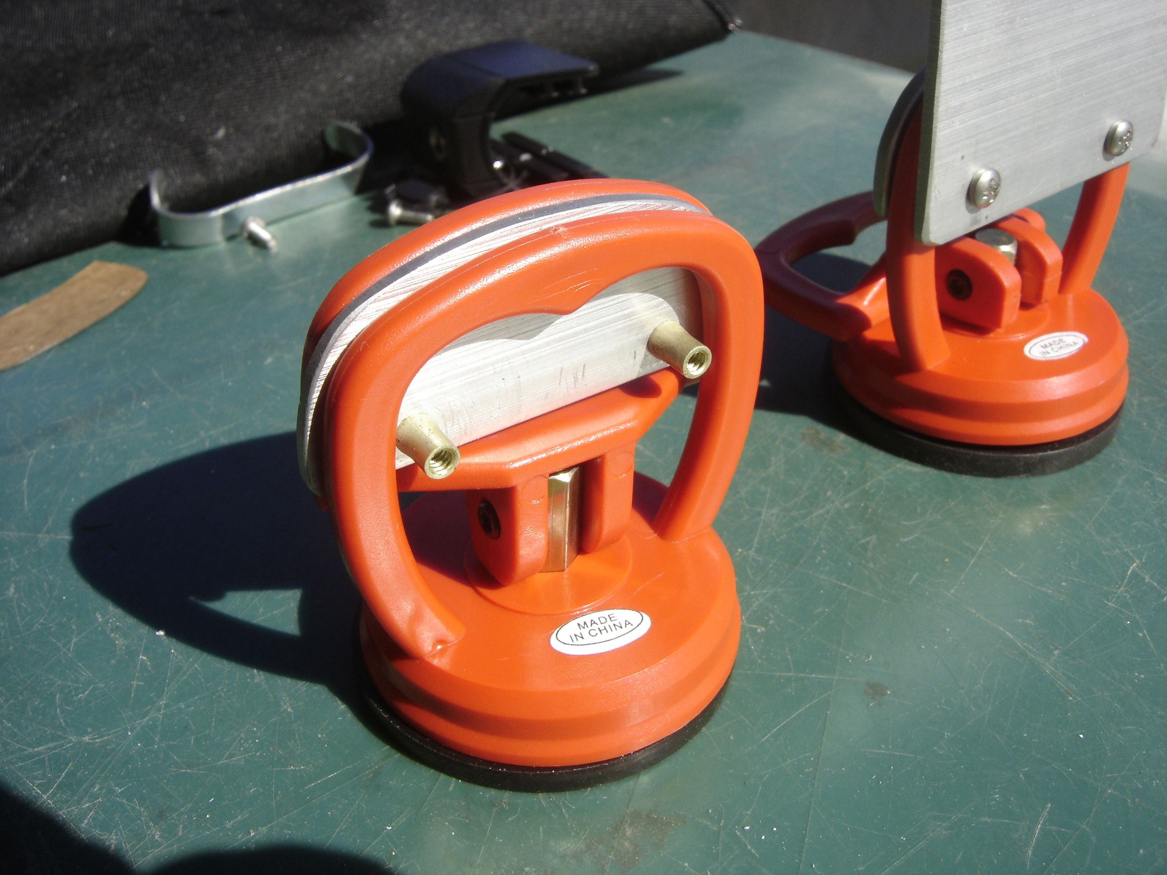 Inexpensive Vacuum-attached Suction Cup Camera Mount : 7 Steps ...