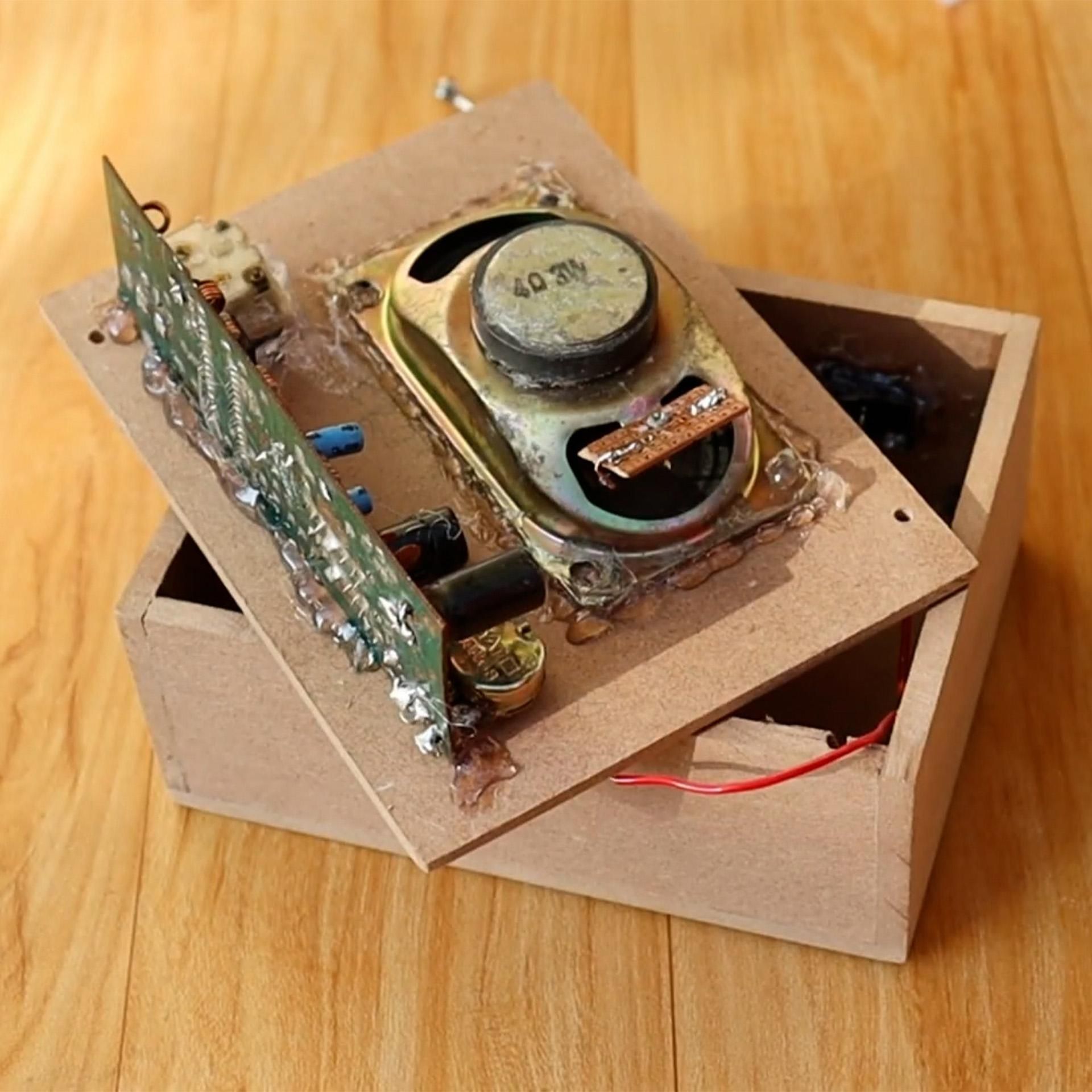 DIY FM Radio — Build a FM Receiver at Home With the Sony 1619 FM Radio ...