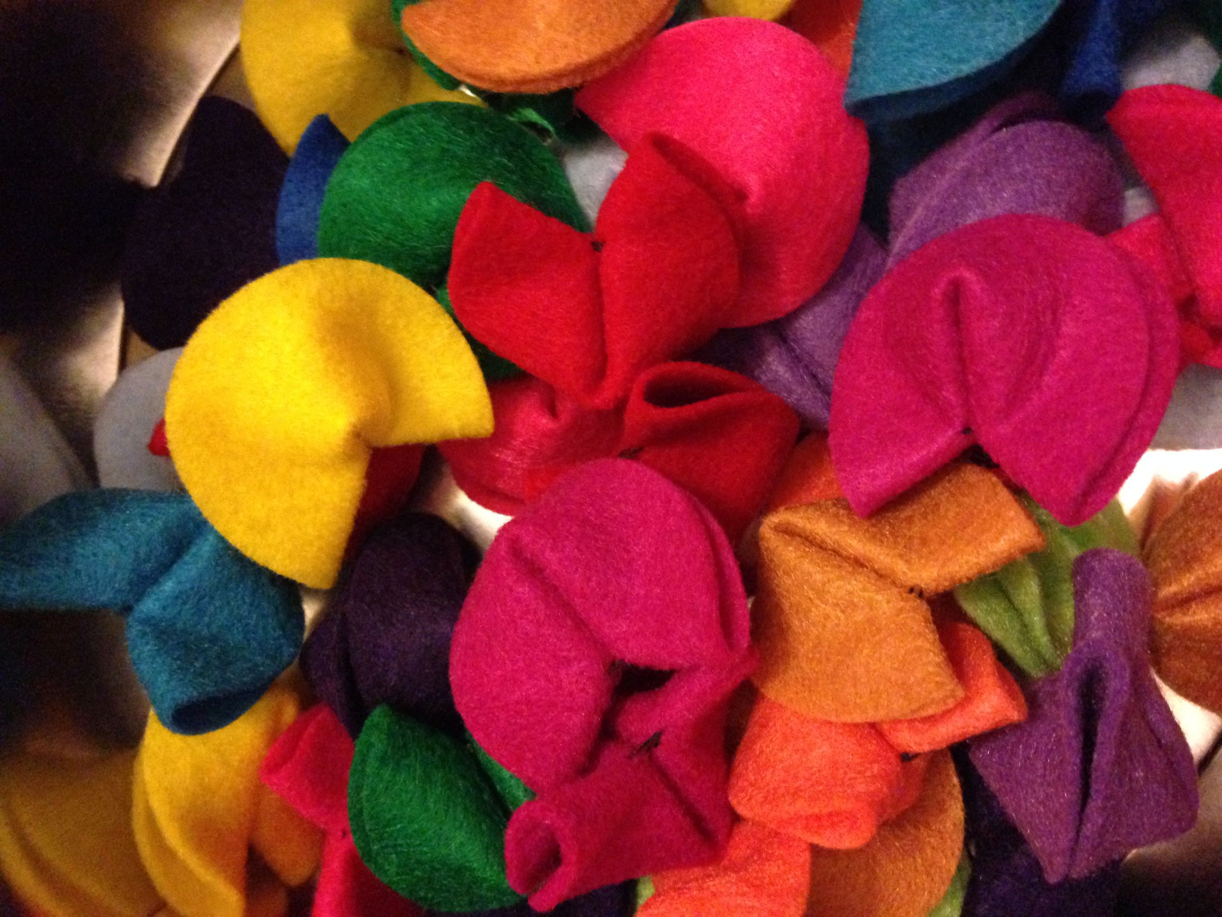 'Pac Man' Felt Fortune Cookies : 5 Steps - Instructables