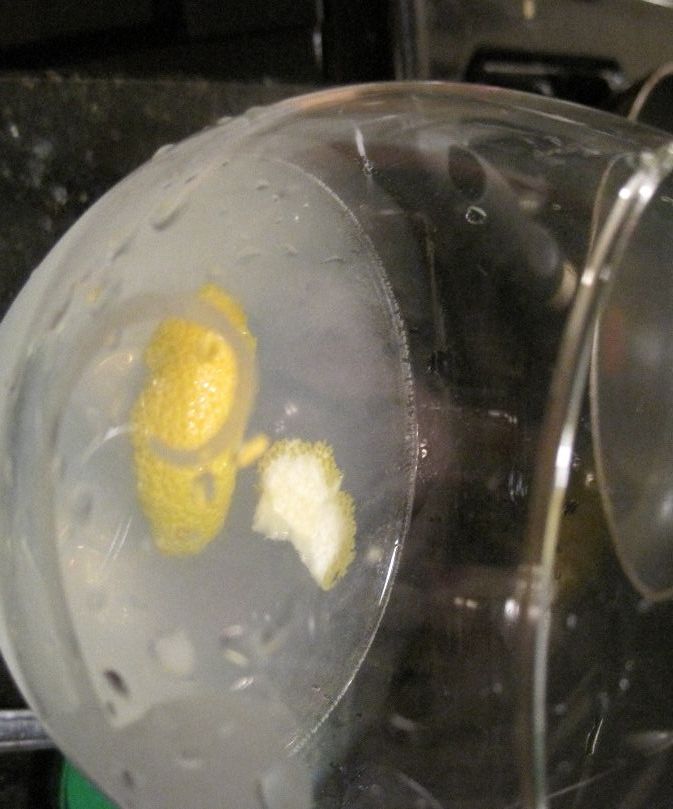 Bartending for Beginners: Lemon Drop : 4 Steps - Instructables