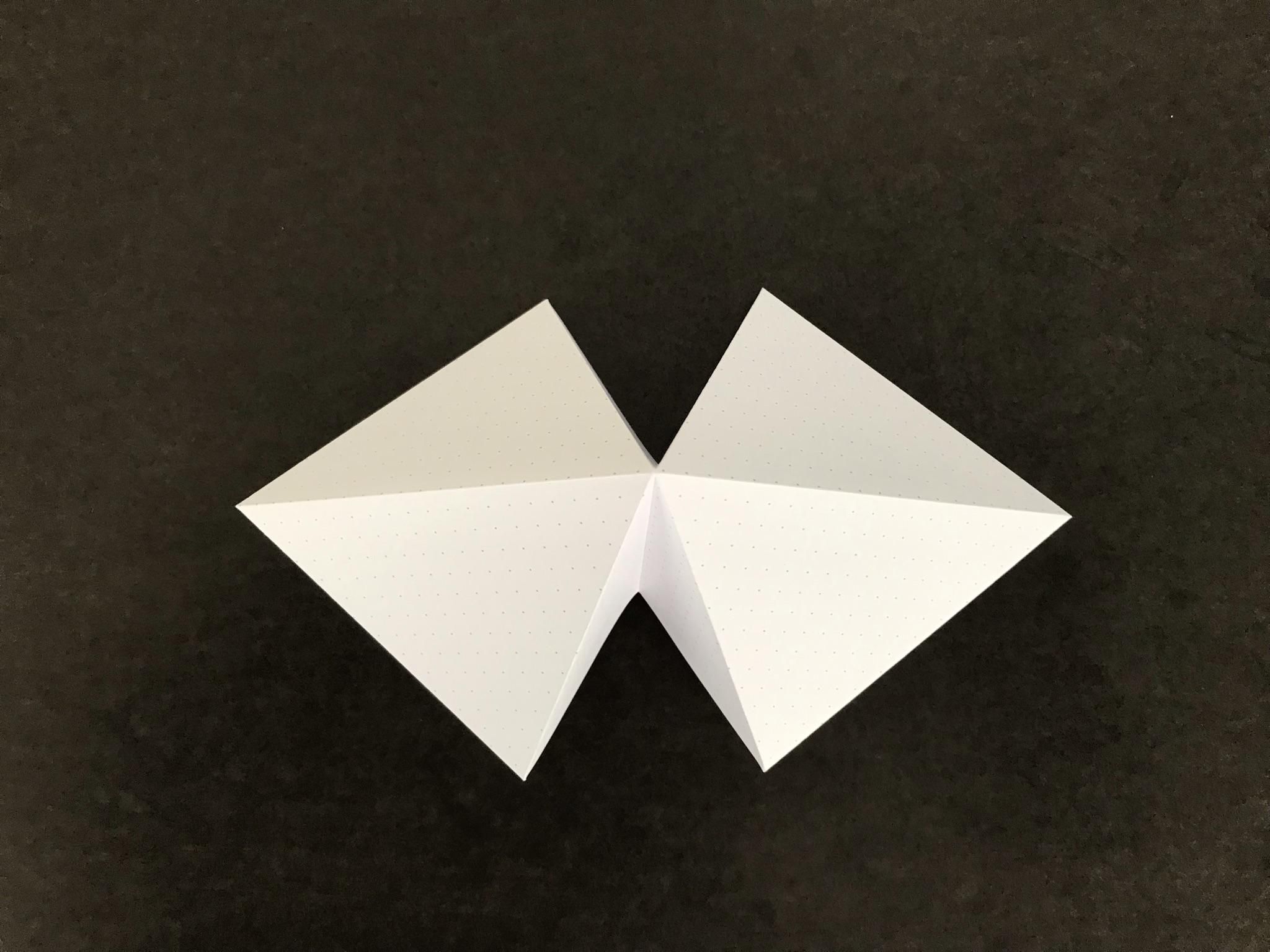 The DIN A5 Rhombic Pyramid : 4 Steps (with Pictures) - Instructables