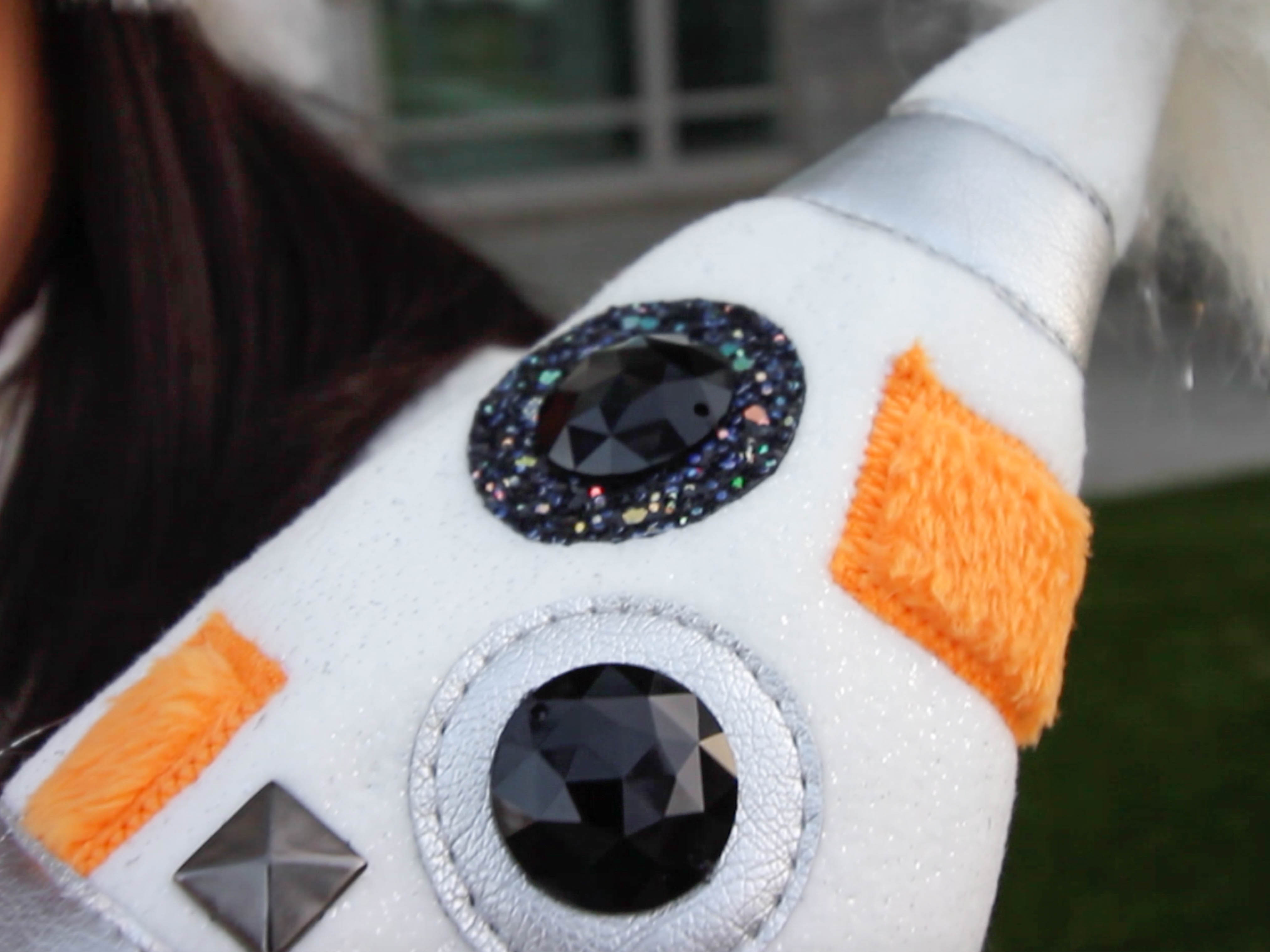 Star Wars BB8 Inspired Santa Hat : 10 Steps (with Pictures) - Instructables